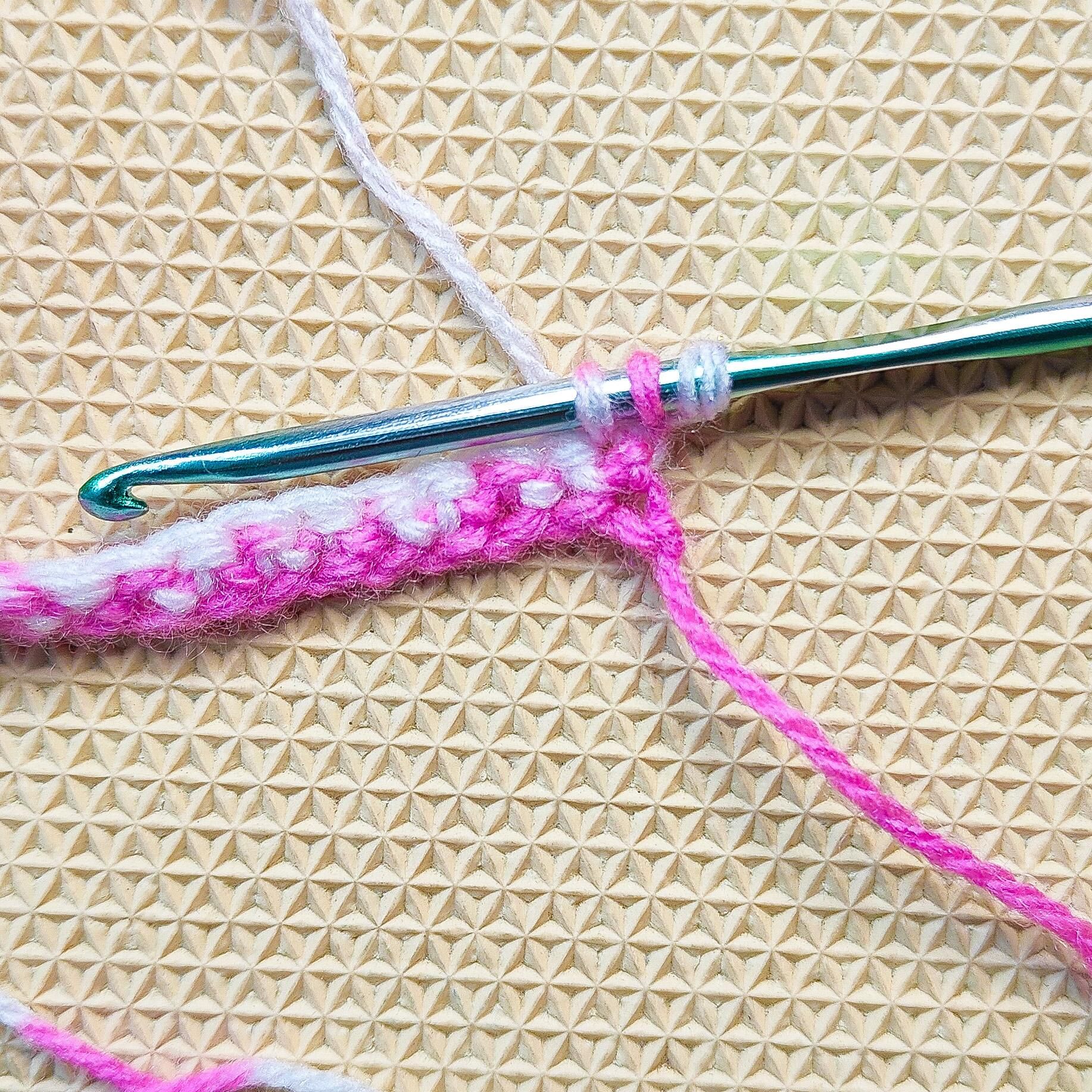 Easiest One Row Repeat Crochet Scarf Pattern : 6 Steps (with Pictures ...