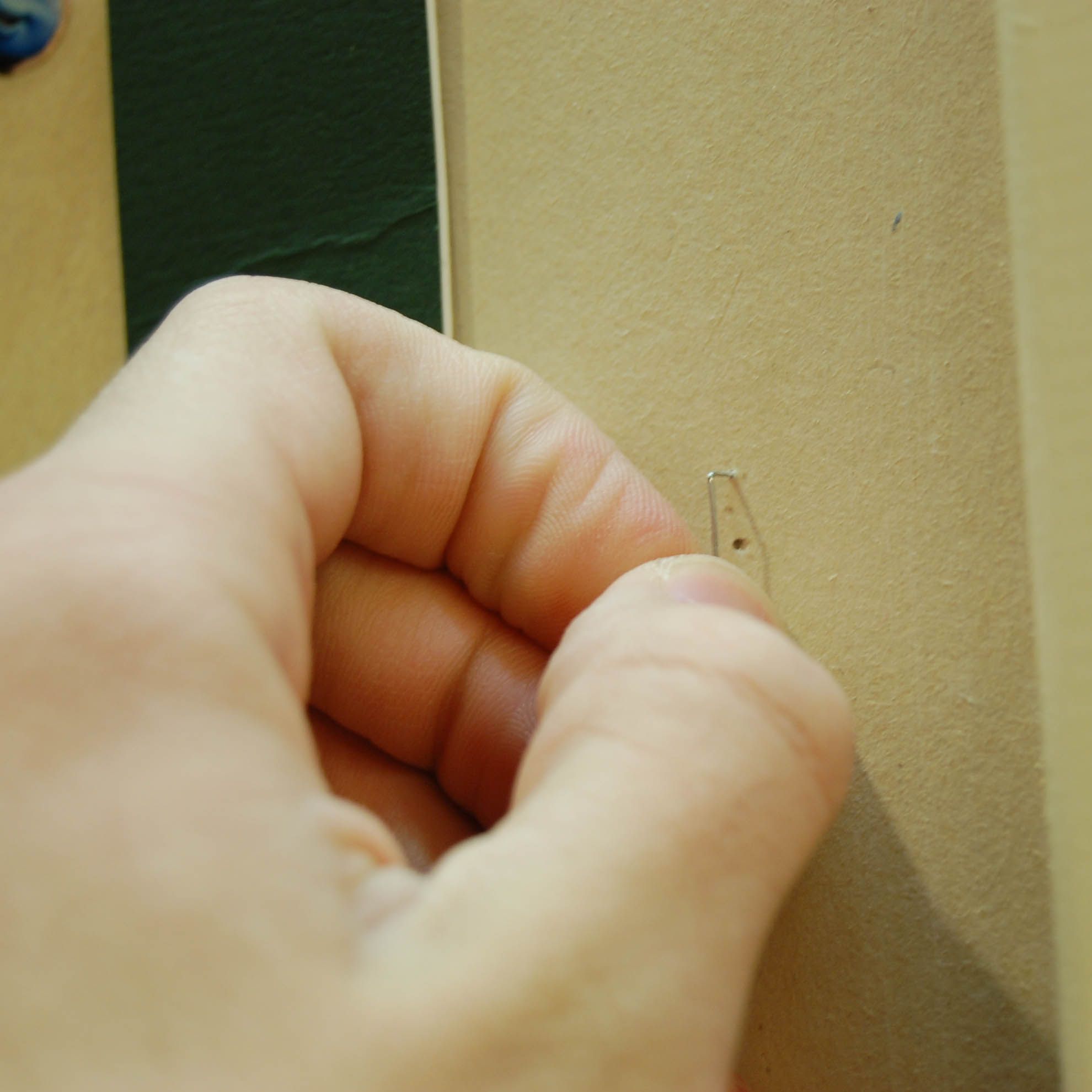 Ninja Star Thumb Tacks : 5 Steps - Instructables