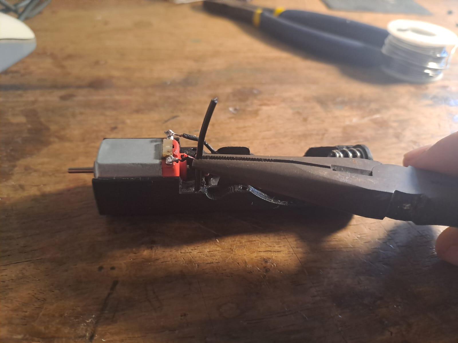 Fast Buzzing Rover : 7 Steps - Instructables