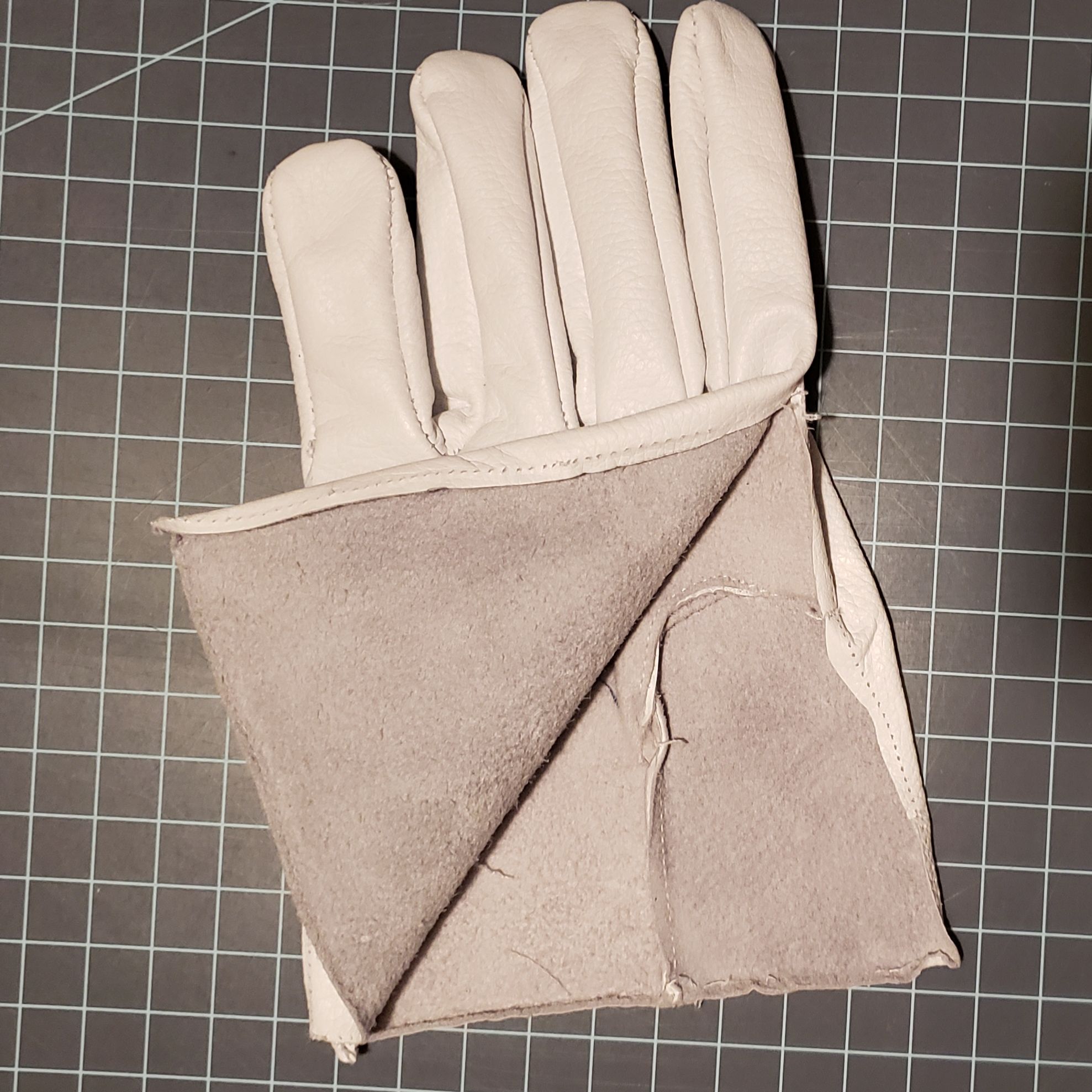 Power Rangers Gloves 2.0 : 12 Steps (with Pictures) - Instructables