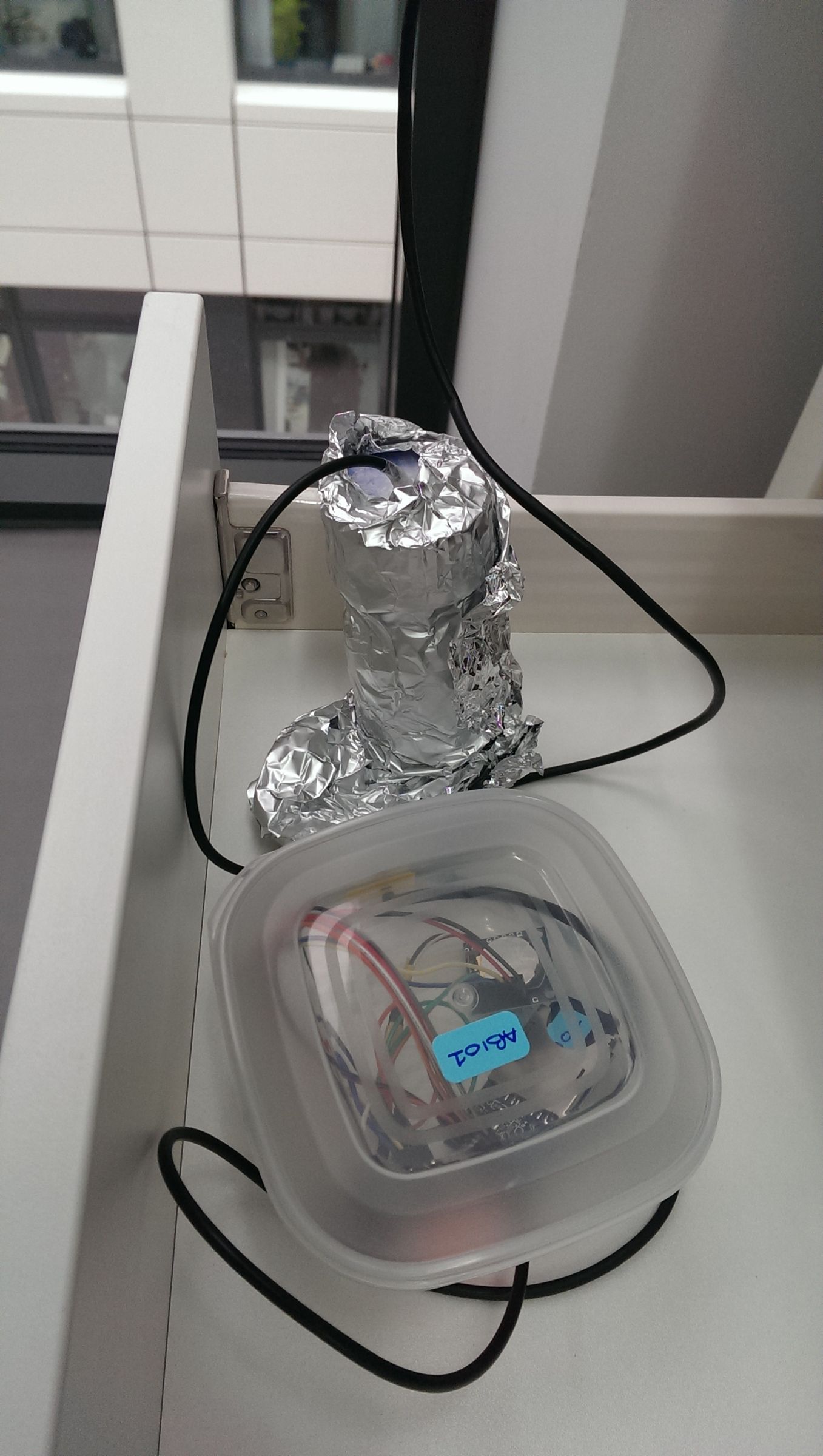 Quick & Easy Temperature Loggers : 6 Steps (with Pictures) - Instructables
