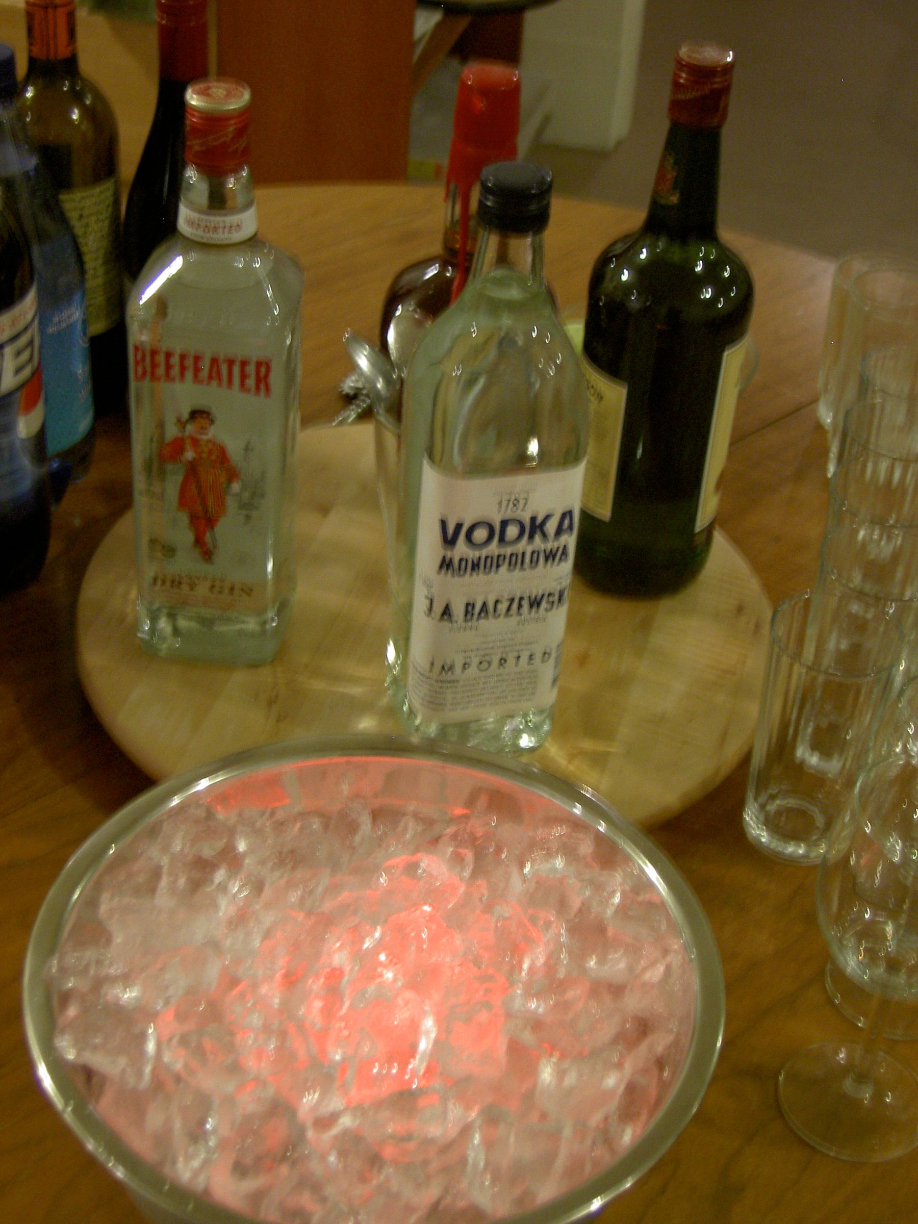 Light-up Party Ice Bowl - Instructables