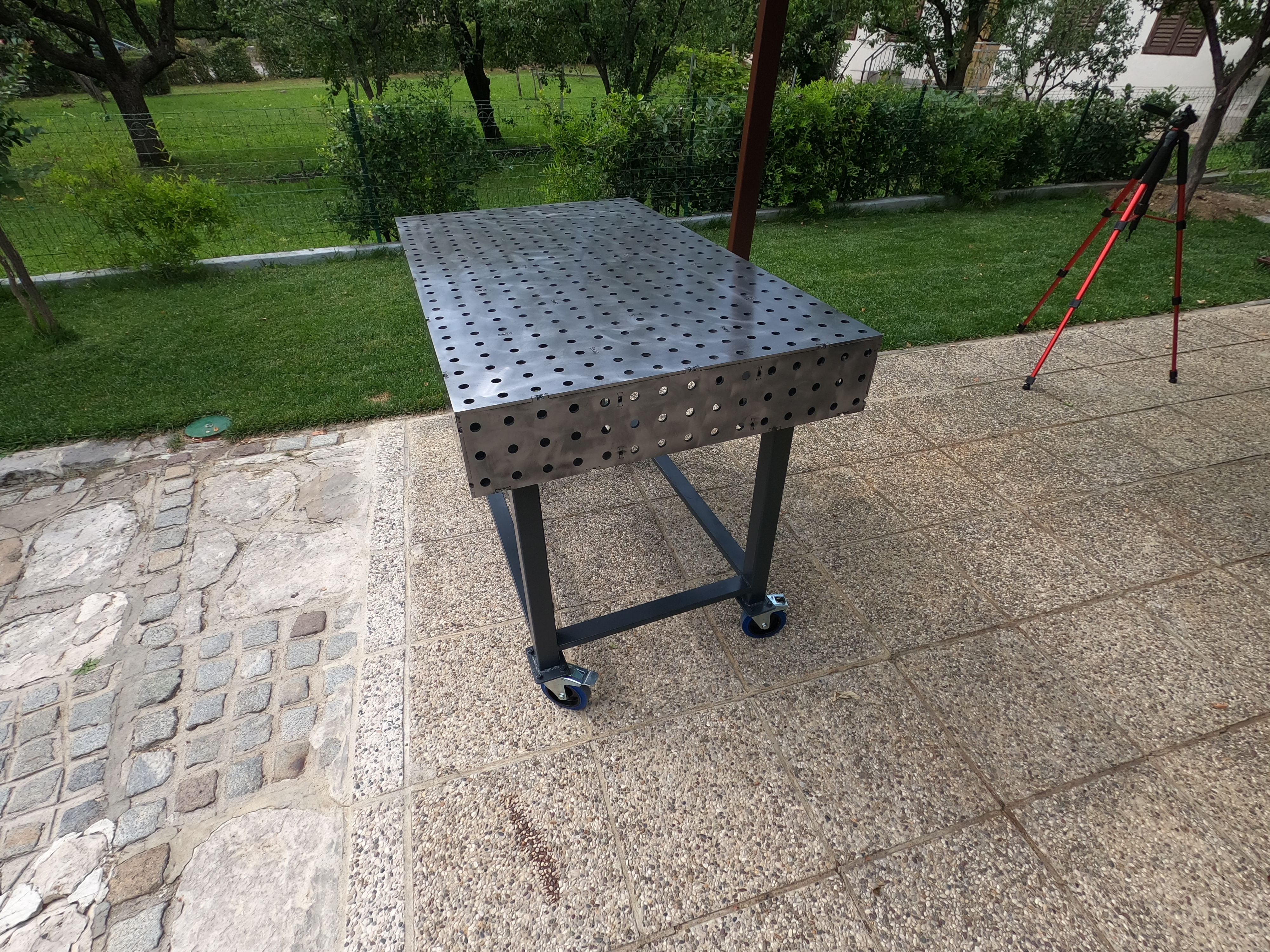 DIY Professional Grade Welding Table (with FREE Plans) : 9 Steps (with ...
