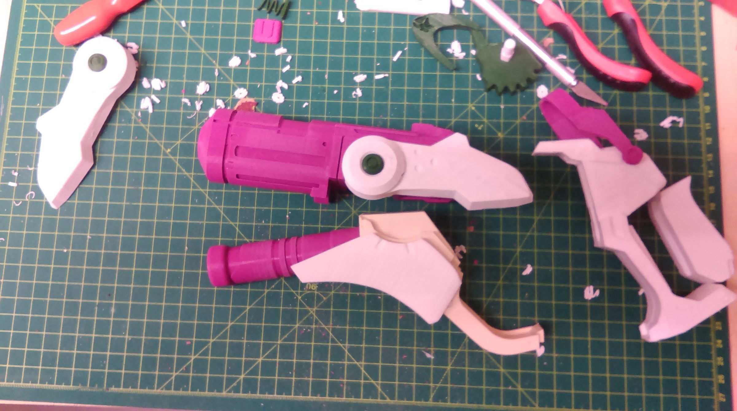 Functional Kit Mercy Gun of Overwatch : 7 Steps - Instructables