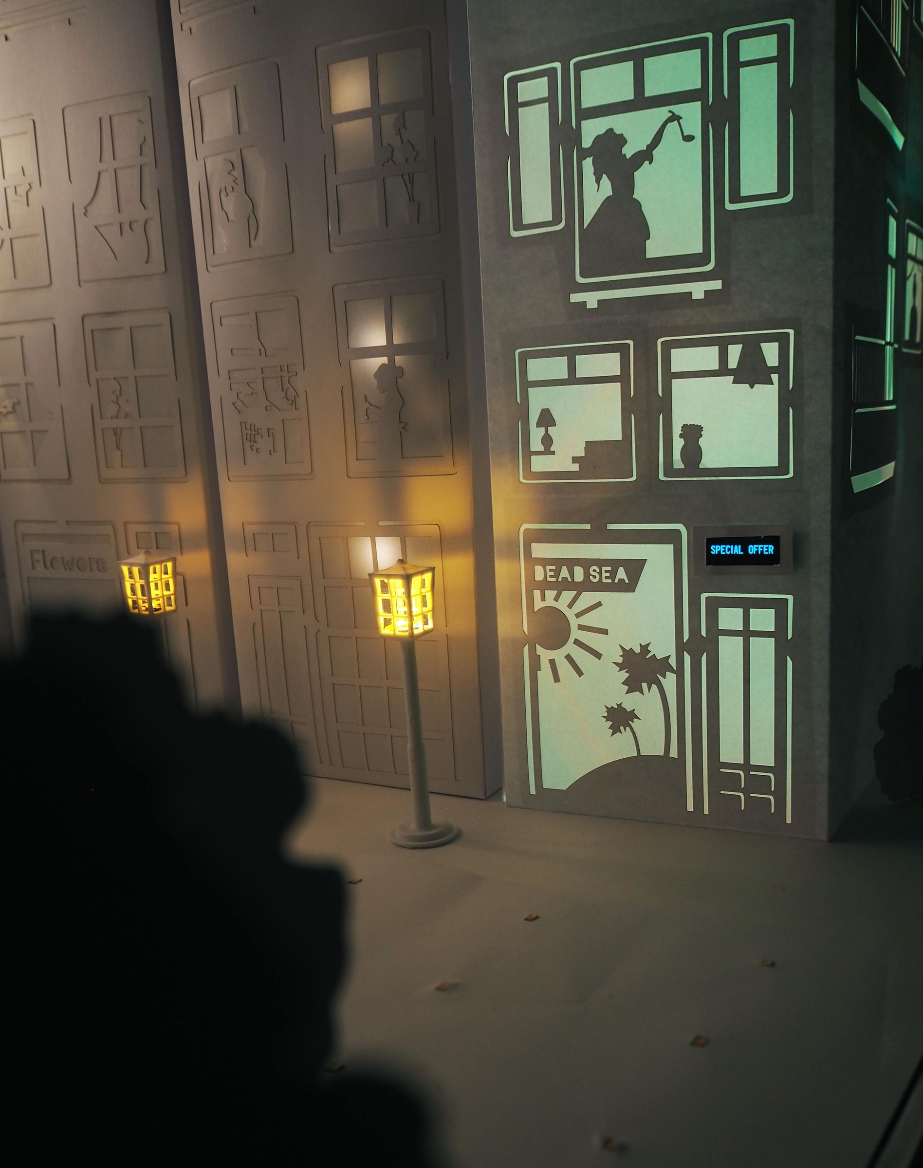 Interactive Window Display : 4 Steps (with Pictures) - Instructables