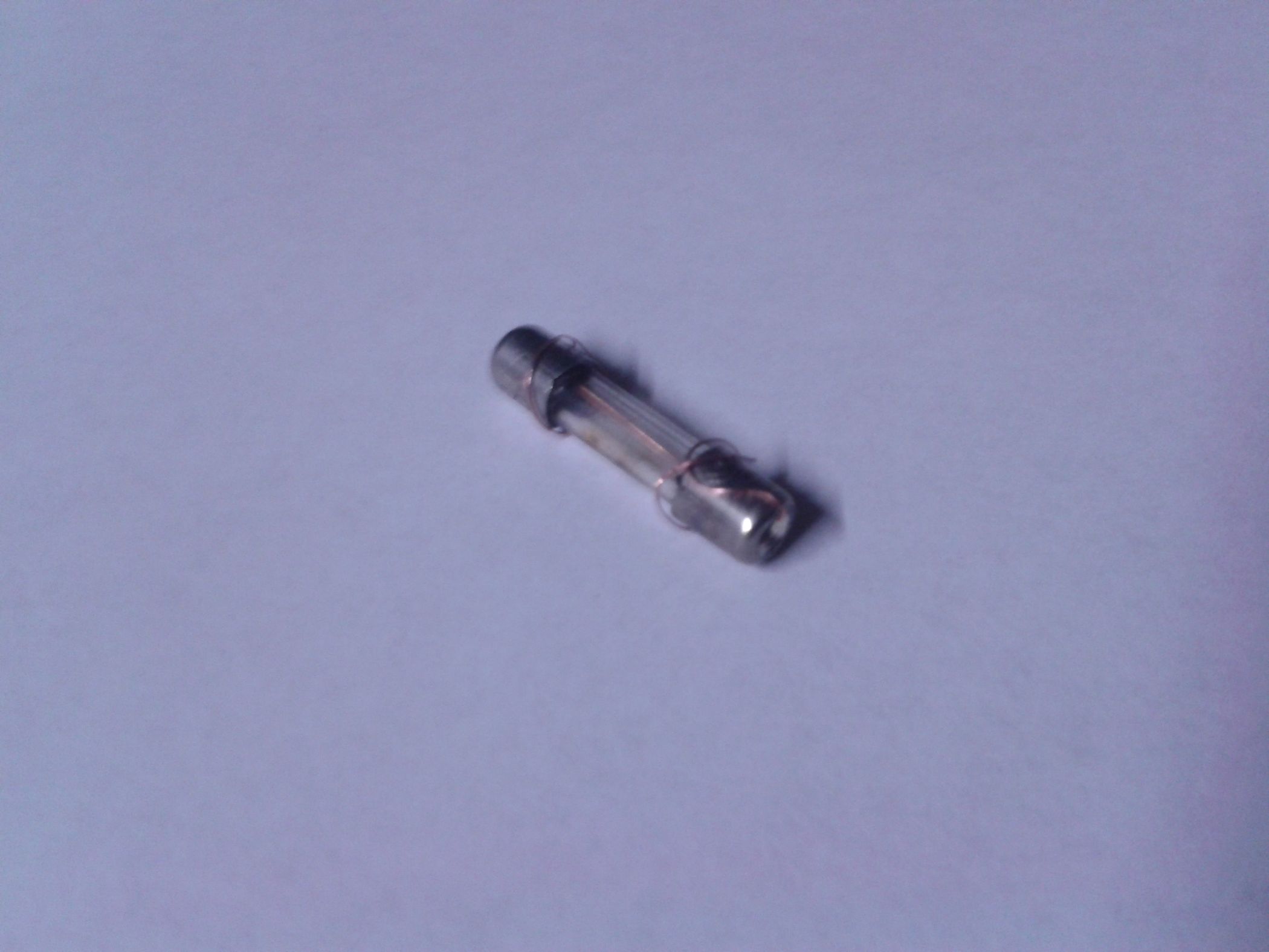 Very Simple Reusable Fuse : 5 Steps - Instructables