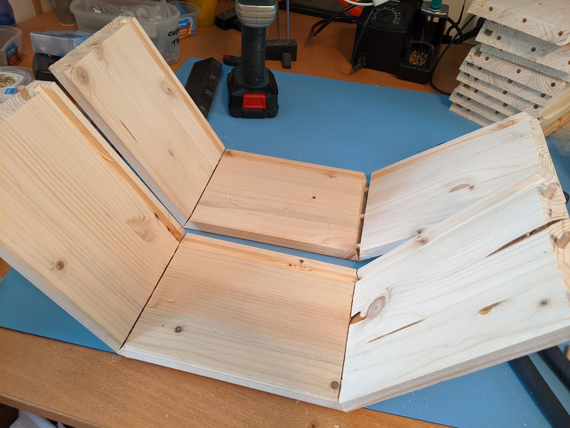 Hexagon Shelf : 10 Steps (with Pictures) - Instructables