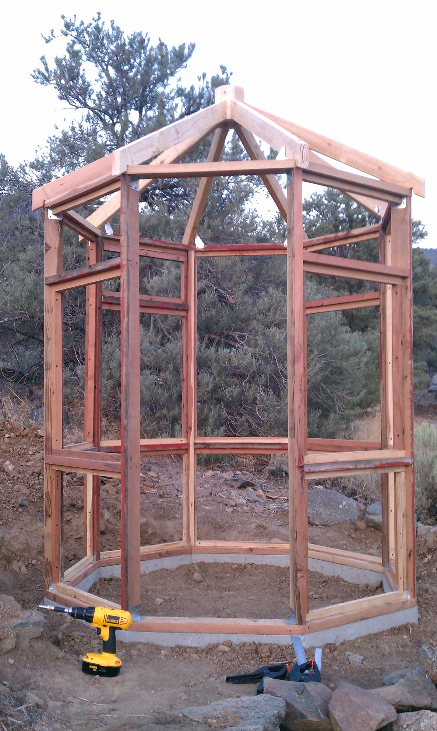 Octagonal Greenhouse : 15 Steps (with Pictures) - Instructables