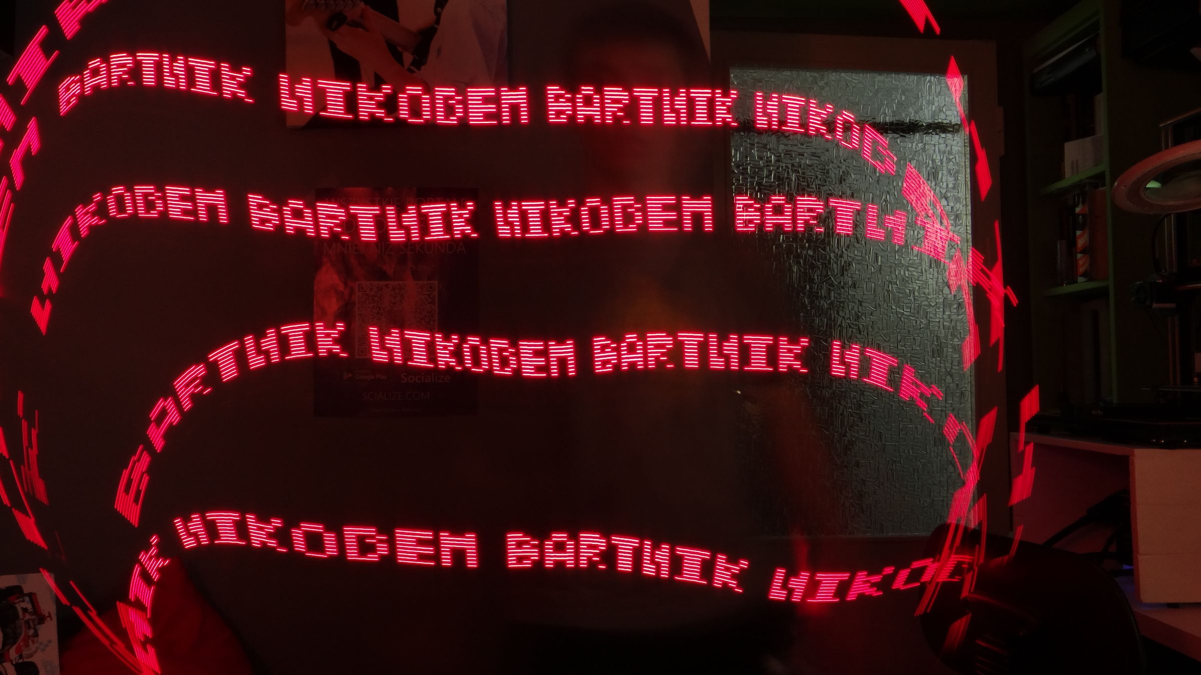 Simple Arduino Based POV Display : 7 Steps (with Pictures) - Instructables