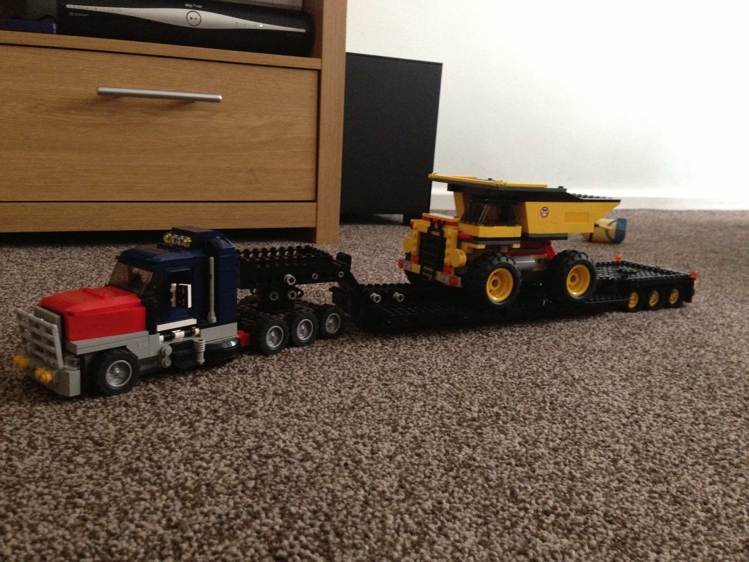 Lego Low-loader : 6 Steps - Instructables