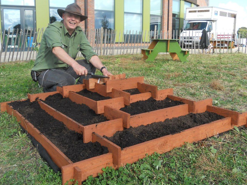 Slot Together Pyramid Garden Planter : 3 Steps (with Pictures ...