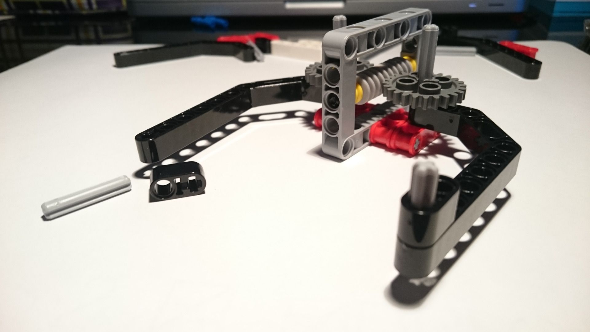 Simplest EV3 Robot Claw/Gripper : 16 Steps - Instructables