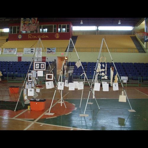 TRIPOD for Displays or Painting : 4 Steps (with Pictures) - Instructables