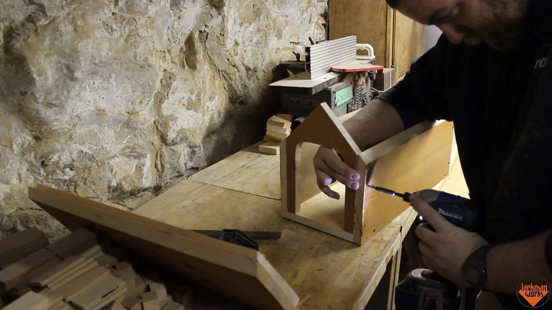 Reclaimed Wood Mailbox : 7 Steps (with Pictures) - Instructables