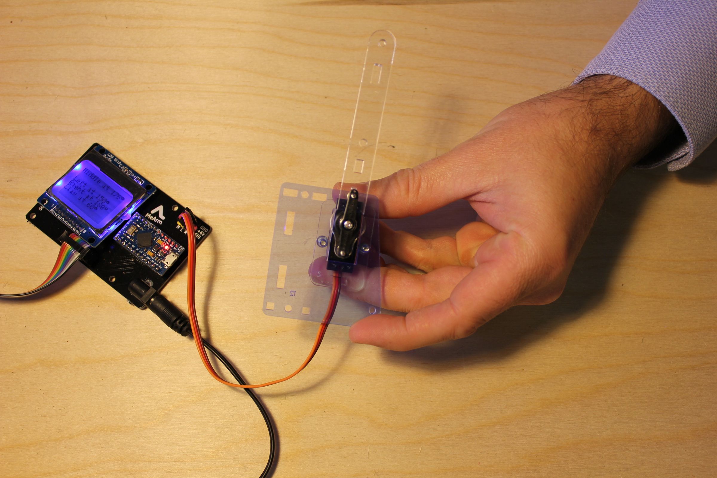 MeArm V1.1 - Tiny Open Source Robot Arm - Arduino, Raspberry Pi, Micro:bit Compatible : 18 Steps ...