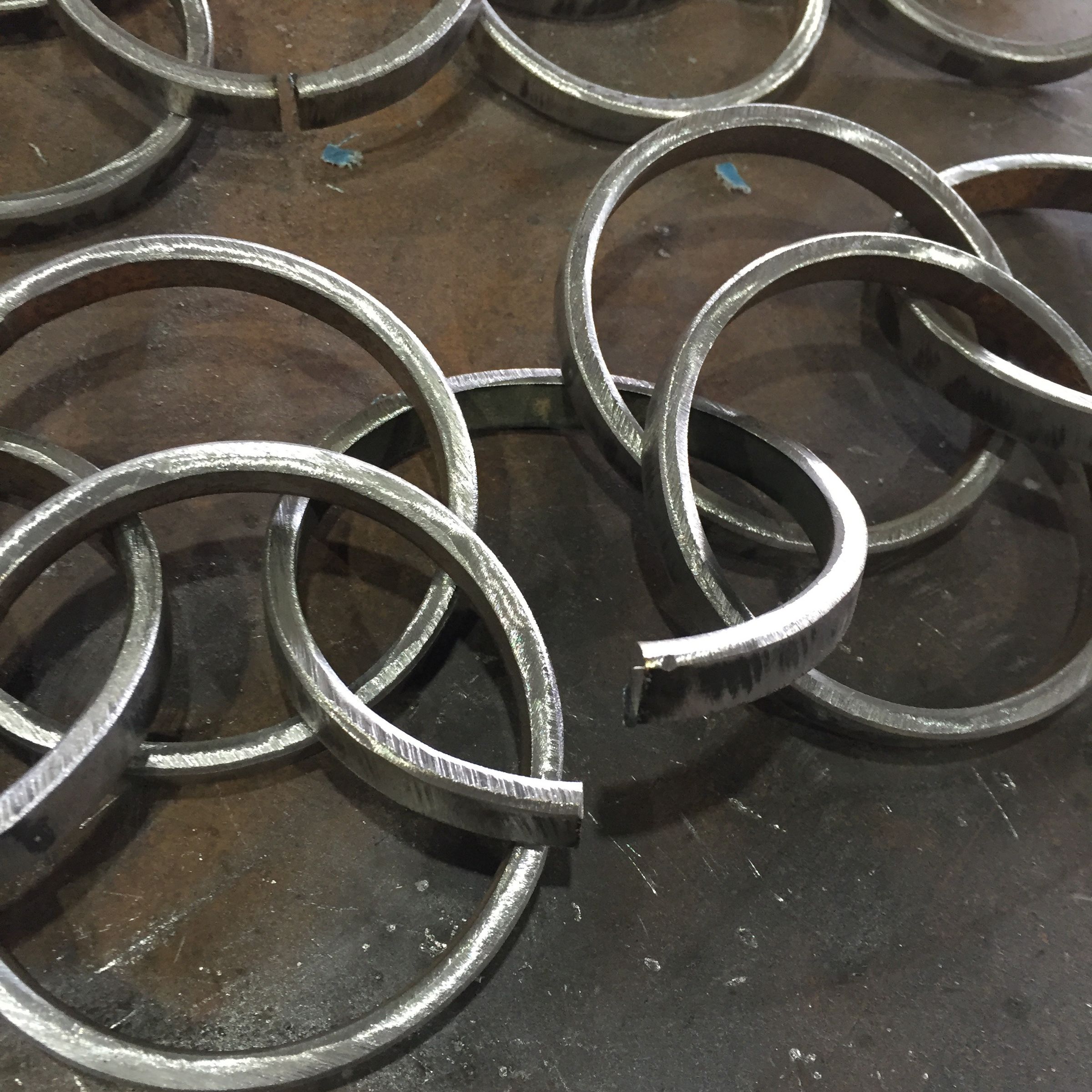 Giant Chainmaille : 14 Steps (with Pictures) - Instructables