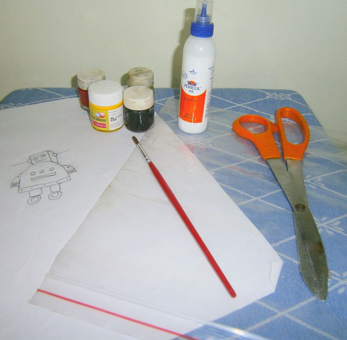 Instructables Robot Static Window Cling : 8 Steps - Instructables