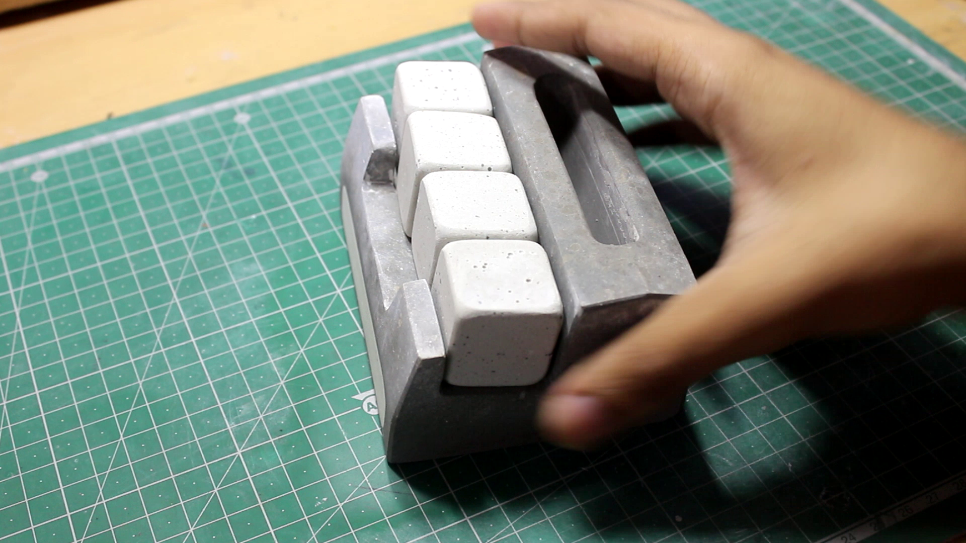 Concrete Calendar With Dedicated Phone Stand : 8 Steps (with Pictures ...