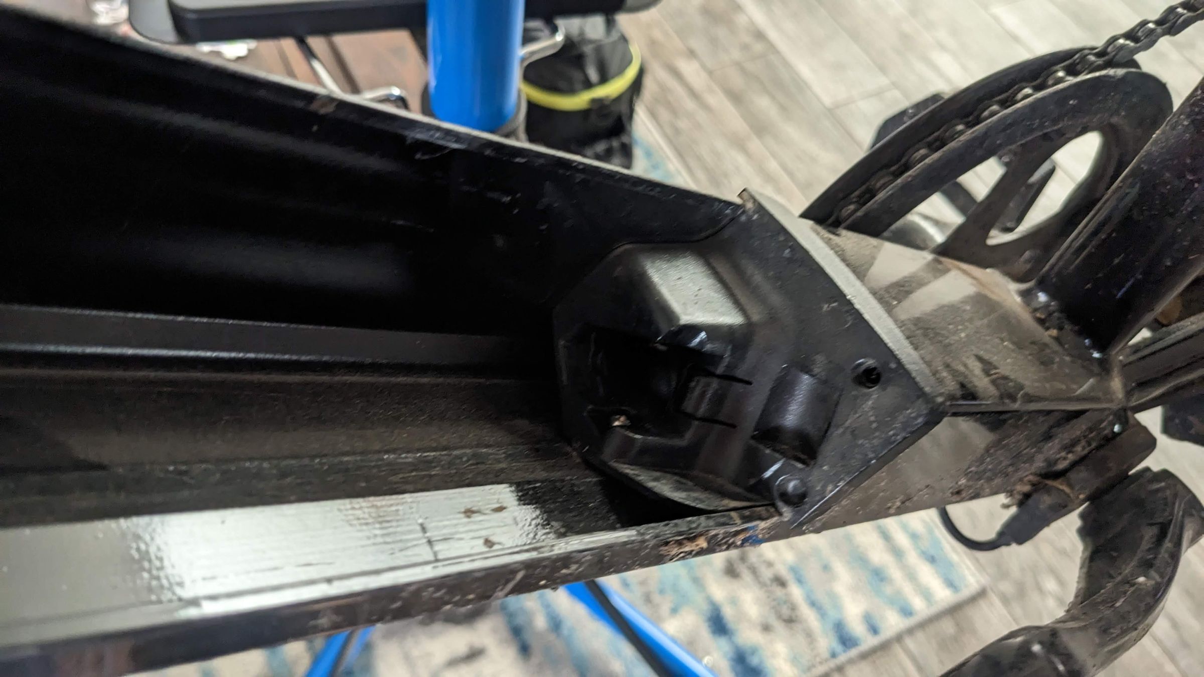 How to Install the Aventon Throttle Control Unit : 5 Steps - Instructables
