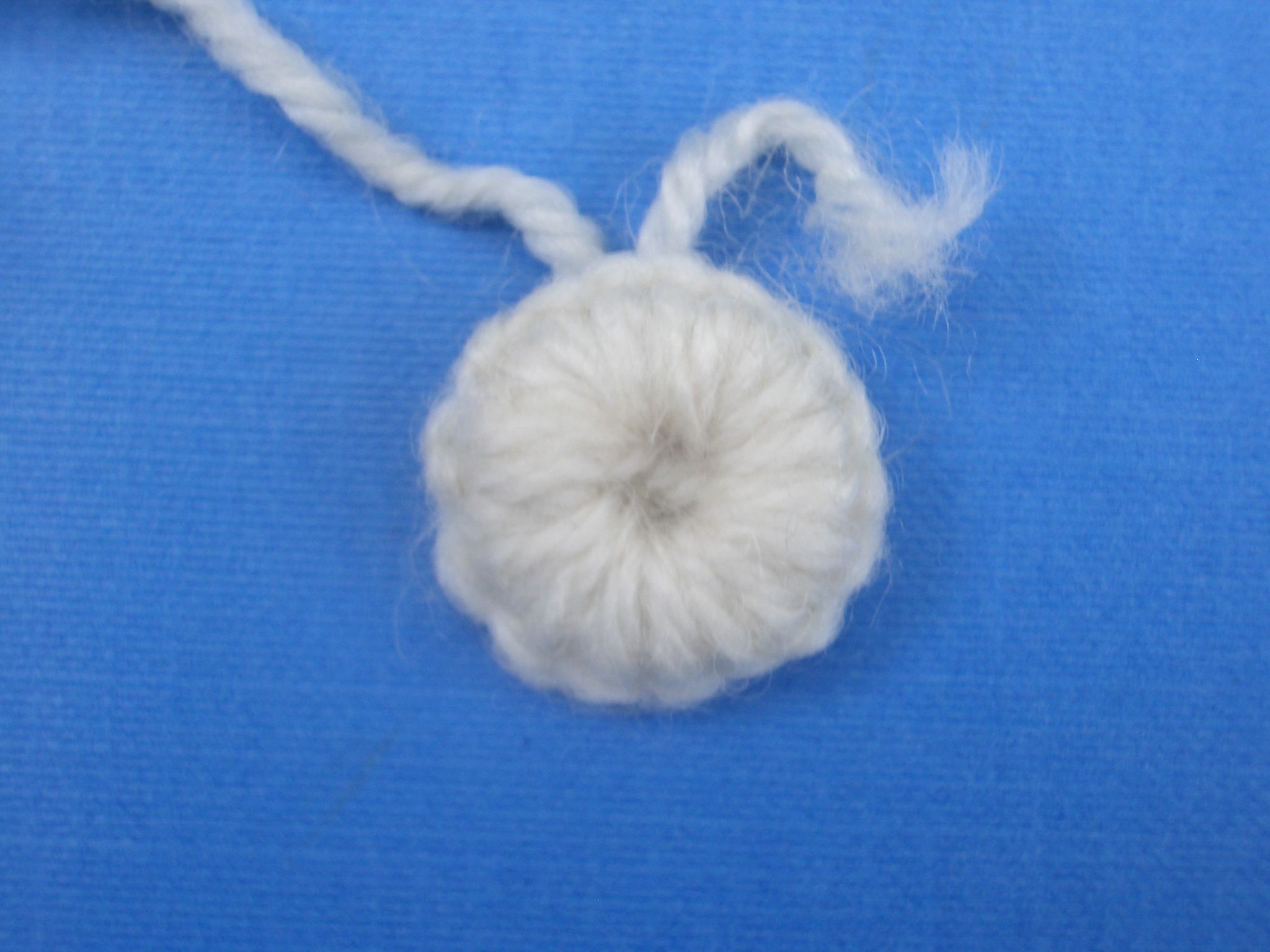 Buttons From Yarn and Washers : 4 Steps (with Pictures) - Instructables