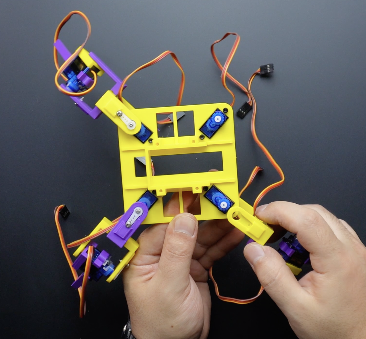 4-Legged Spider Robot With 3D Printed Parts (8 Servo Motors and an ...