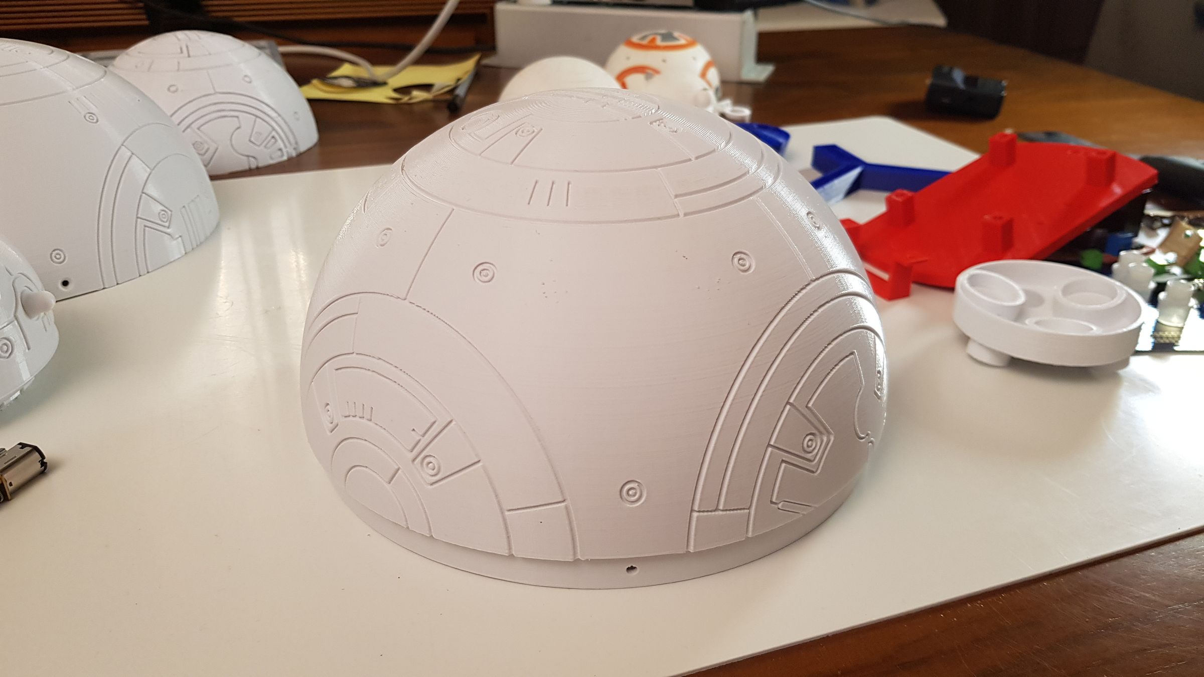 DIY BB8 - Fully 3D Printed - 20cm Diameter First Prototype of Real Size ...