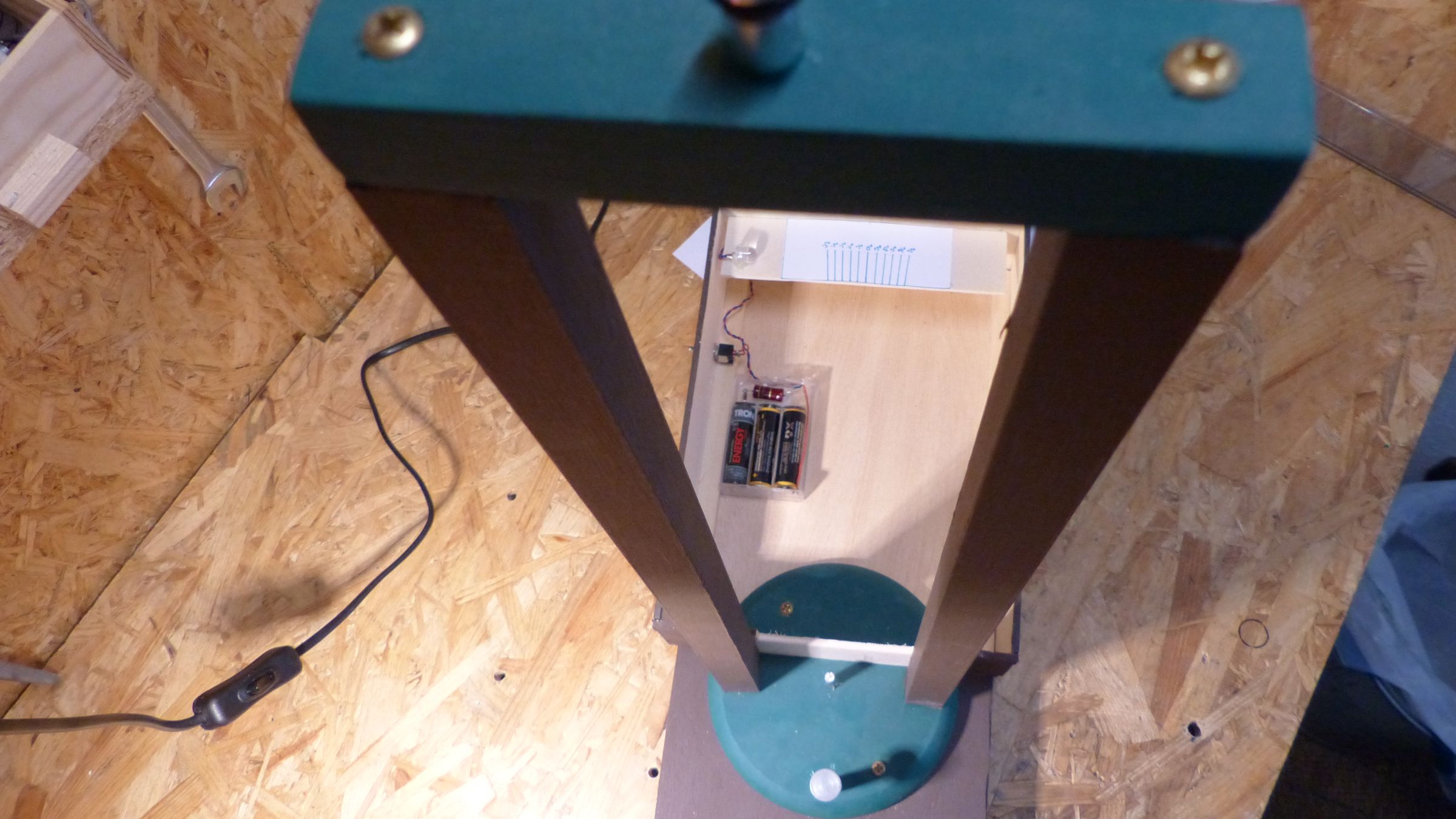 The Torsion Wire Magnetoscope : 7 Steps (with Pictures) - Instructables