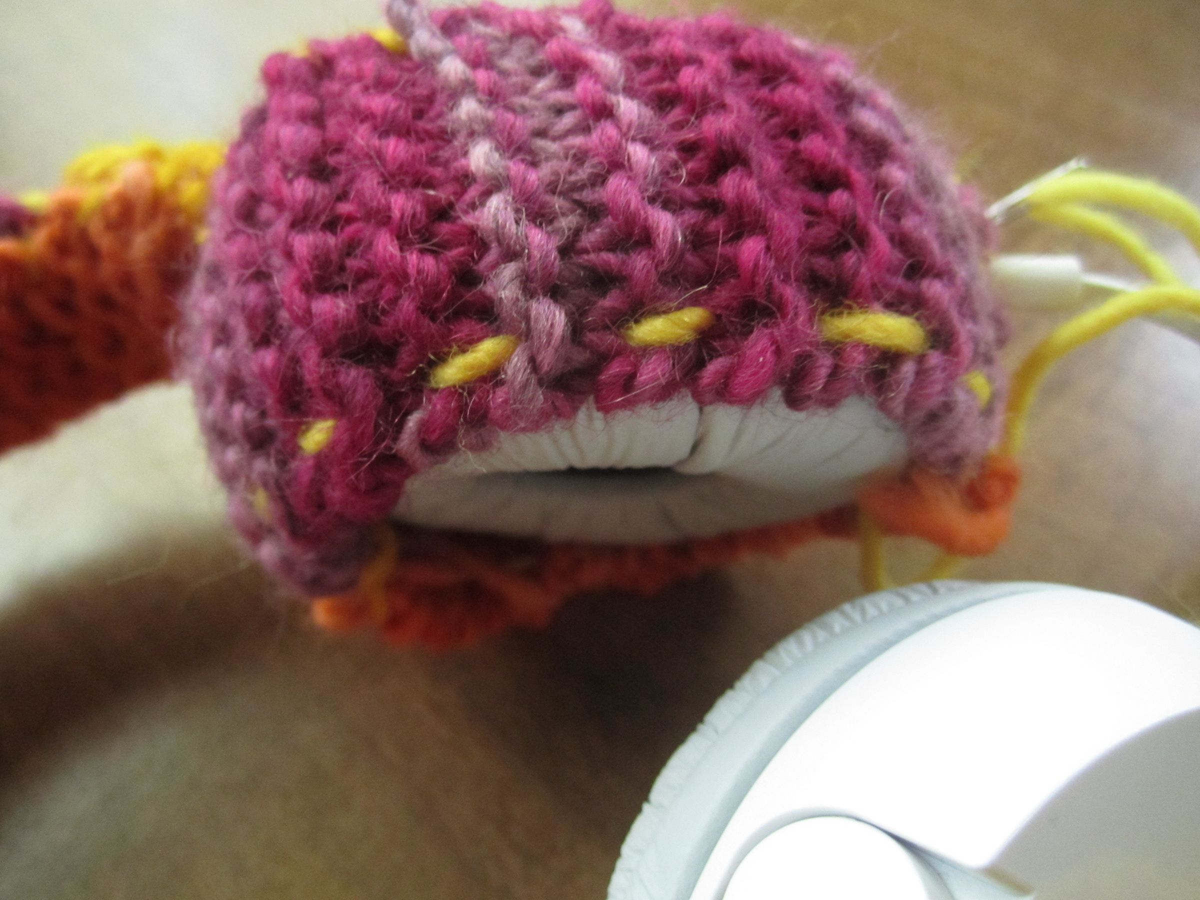 Knit Fashionable Headphones With Ease : 9 Steps (with Pictures ...