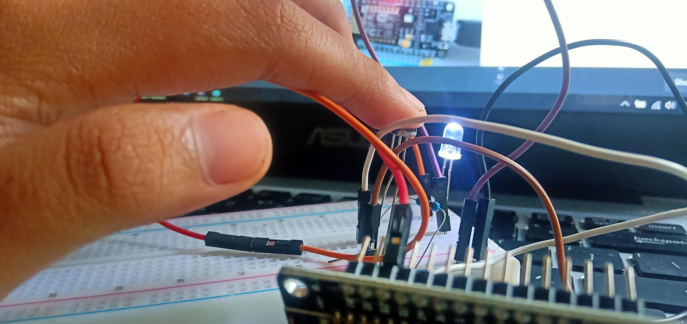 Auto-LED Using LDR With NodeMCU : 4 Steps (with Pictures) - Instructables
