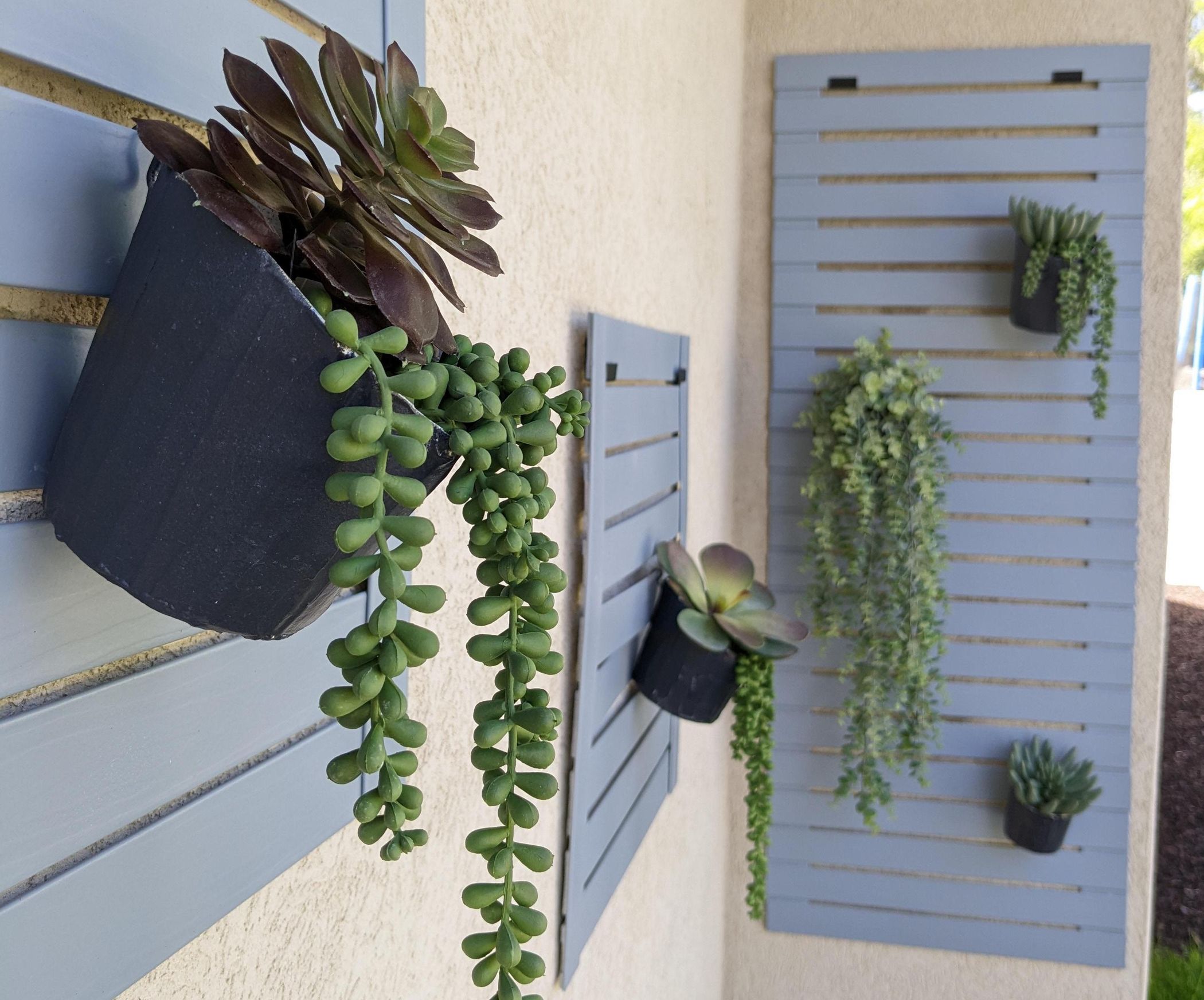 Repurpose Vinyl Blinds Into Modern Slatted Planter Wall : 12 Steps ...