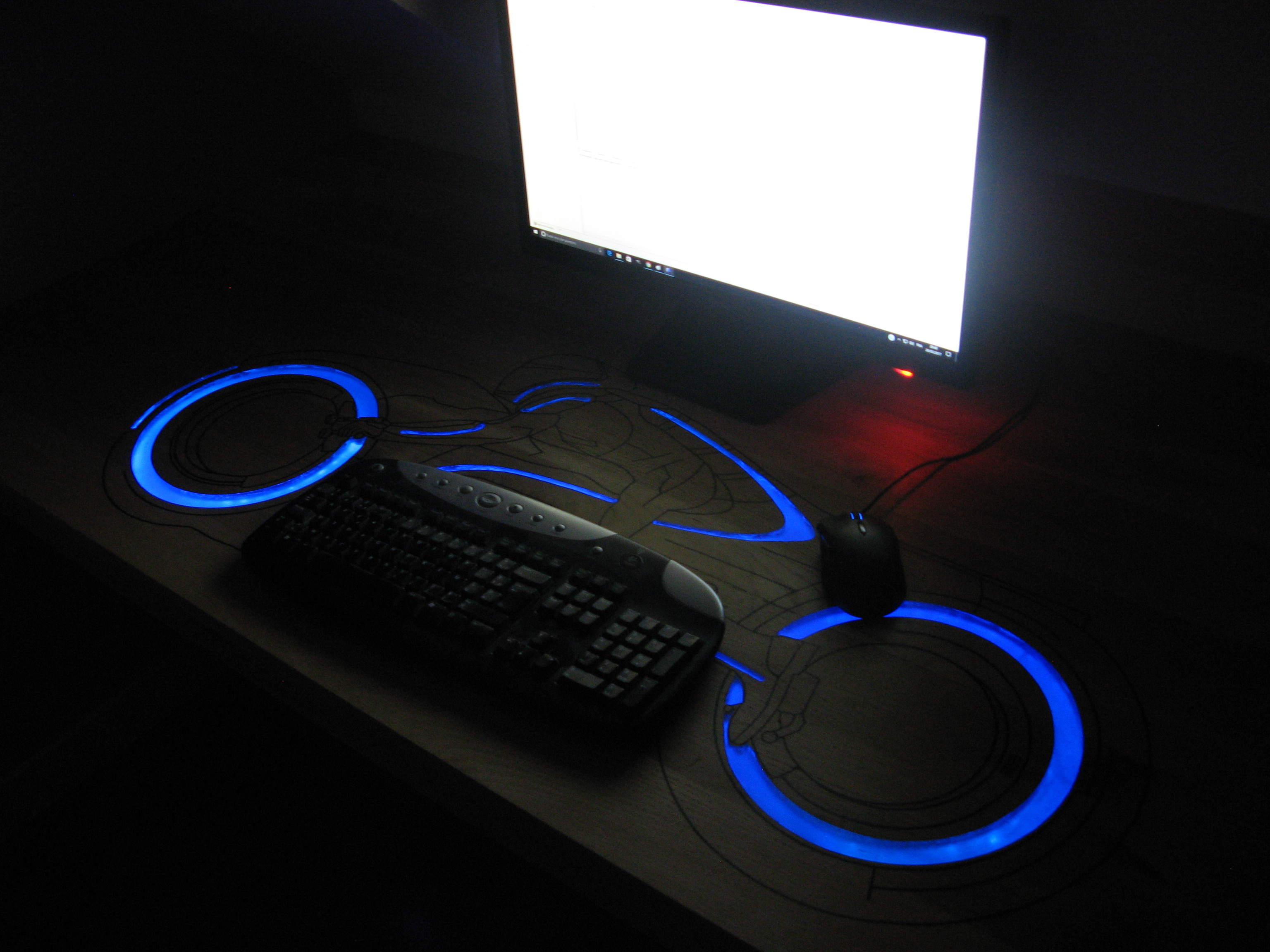 Make a Led Tron Desk and Led Tron Clock : 15 Steps (with Pictures ...