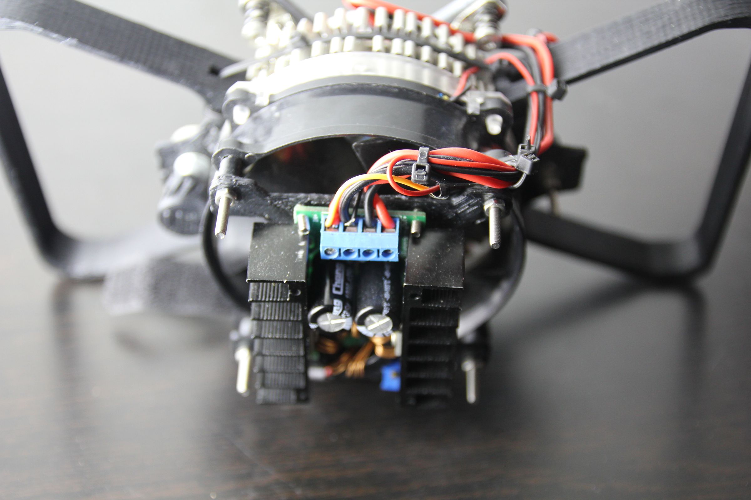 Build Your Own Compact 3D Printed 100w Flashlight! : 4 Steps (with ...