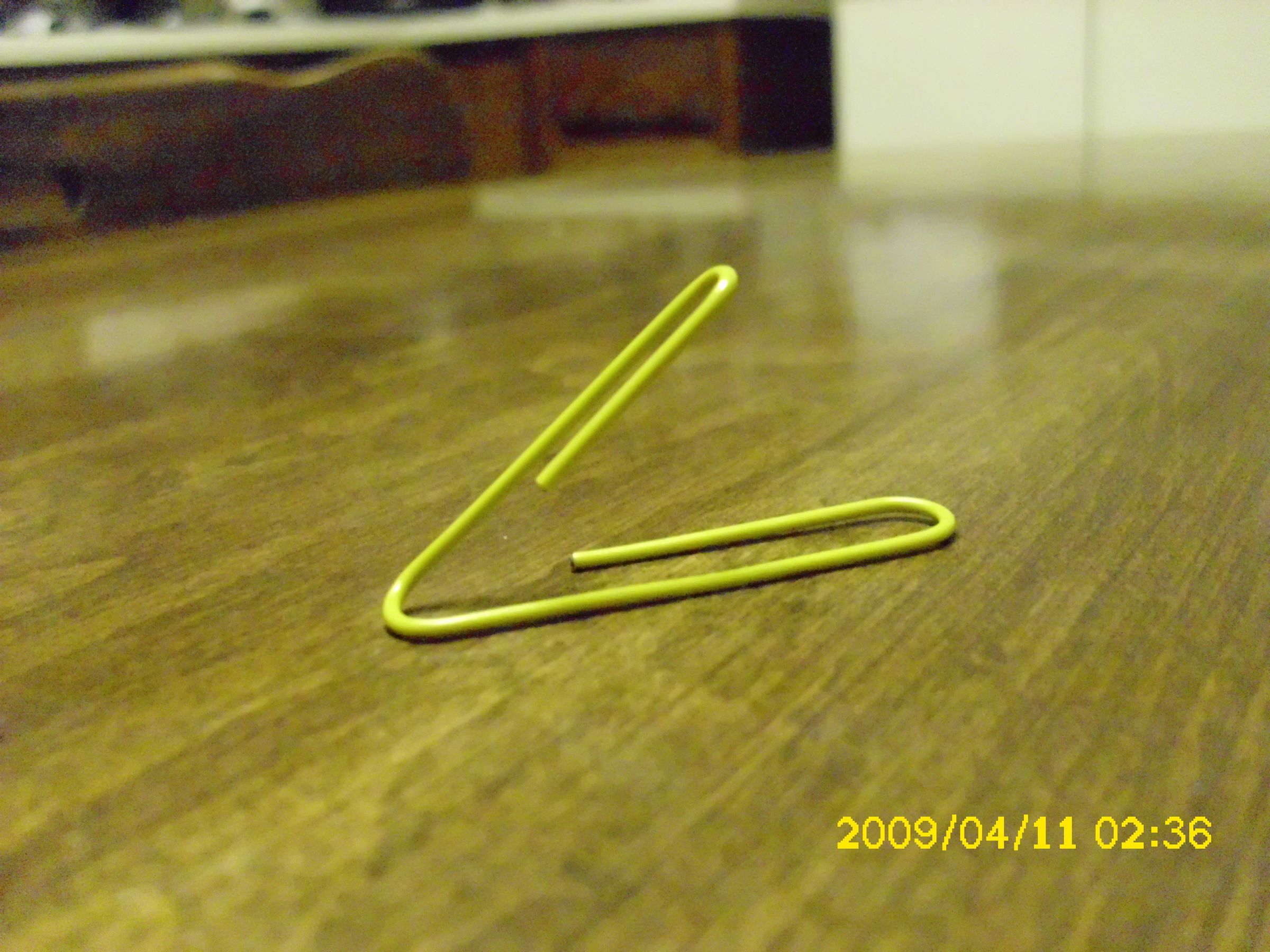 Paperclip Catapult (improved) : 6 Steps - Instructables