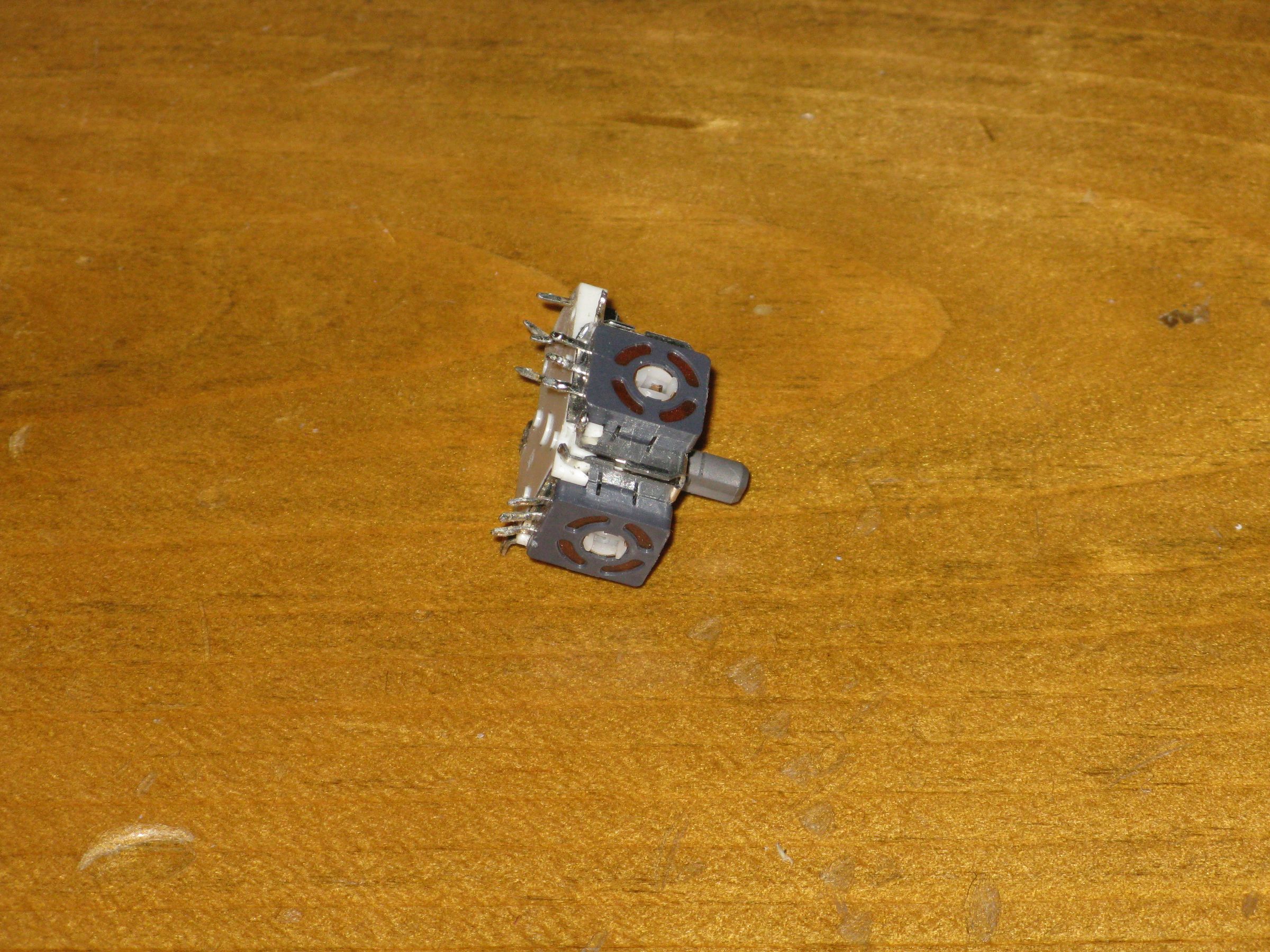 4 Way/8 Way Switchable Joysticks for Arcade or Mame Using Analog ...
