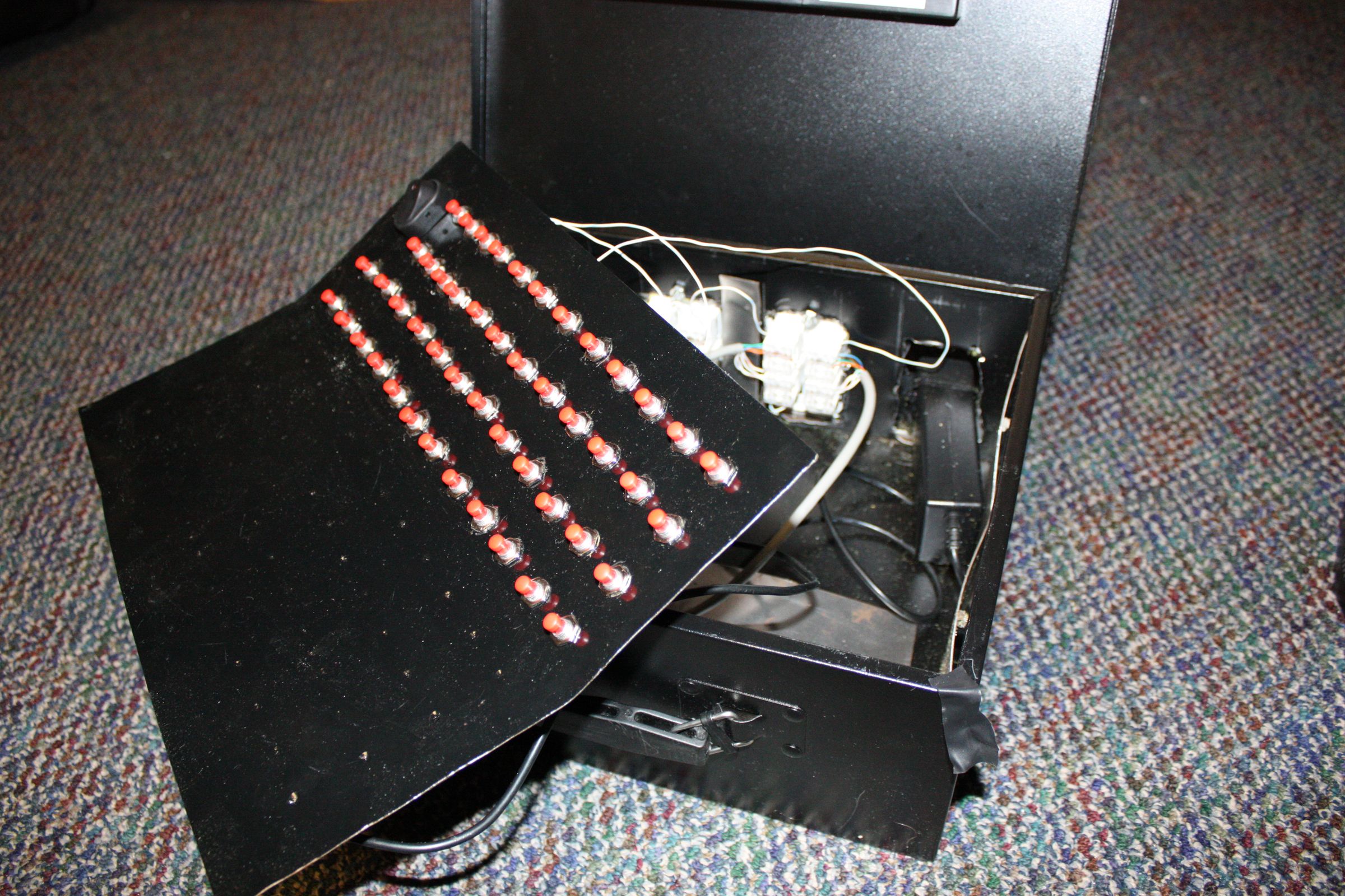 Pyrotechnics Igniter Control Box : 10 Steps - Instructables