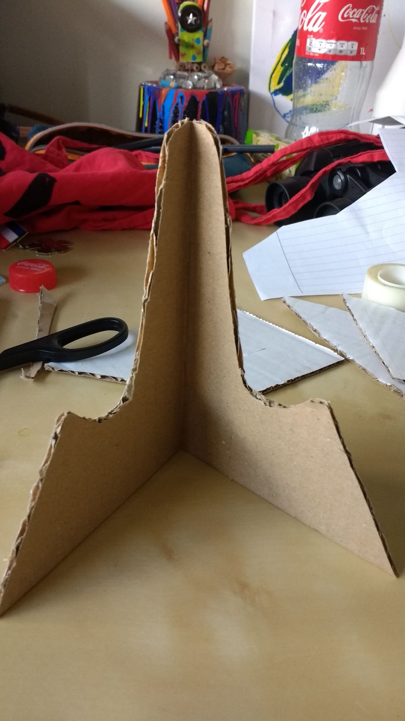 Card Board Phone Holder : 5 Steps (with Pictures) - Instructables