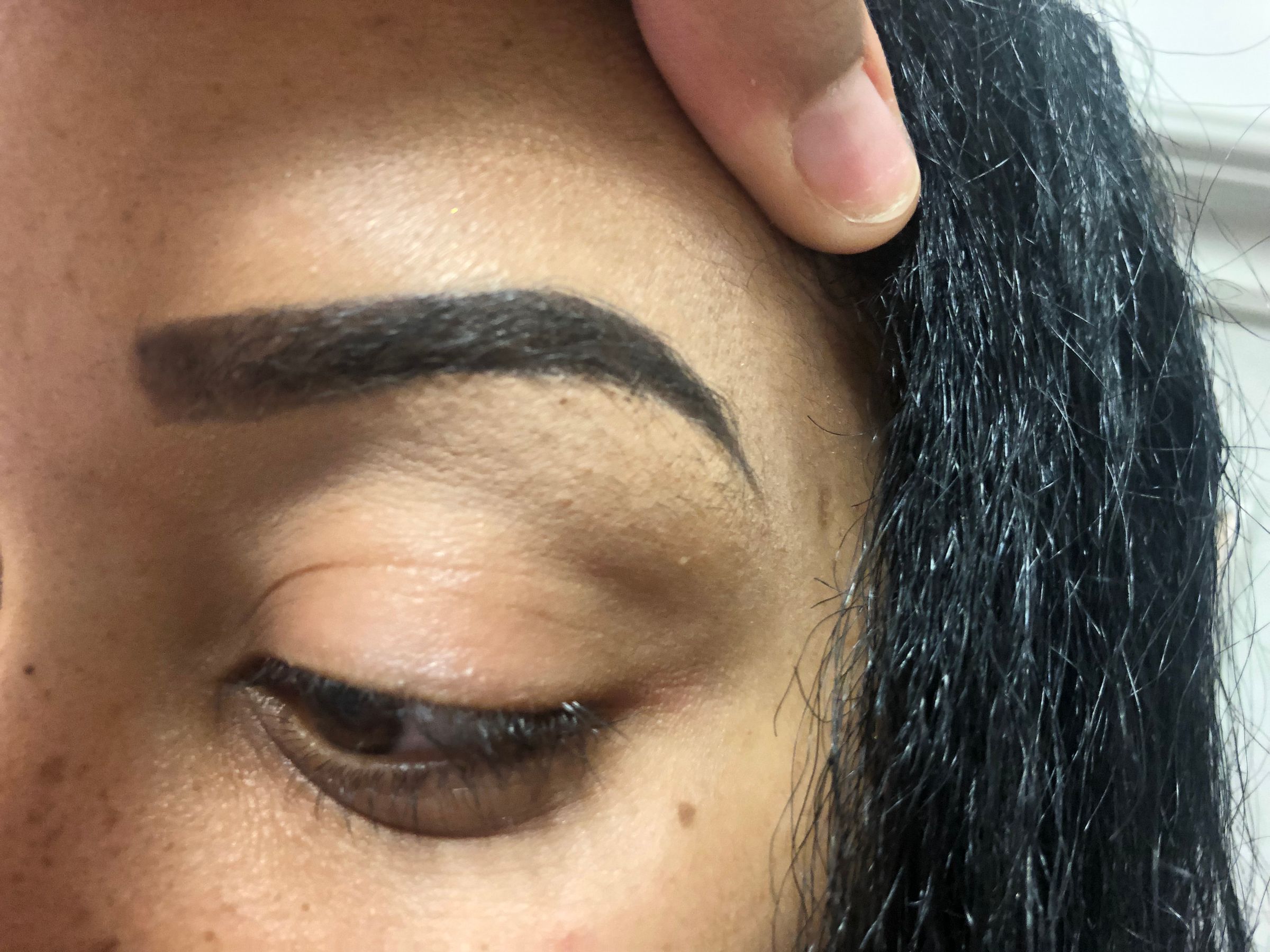 How to Get the Perfect Glam Eyebrows : 8 Steps - Instructables