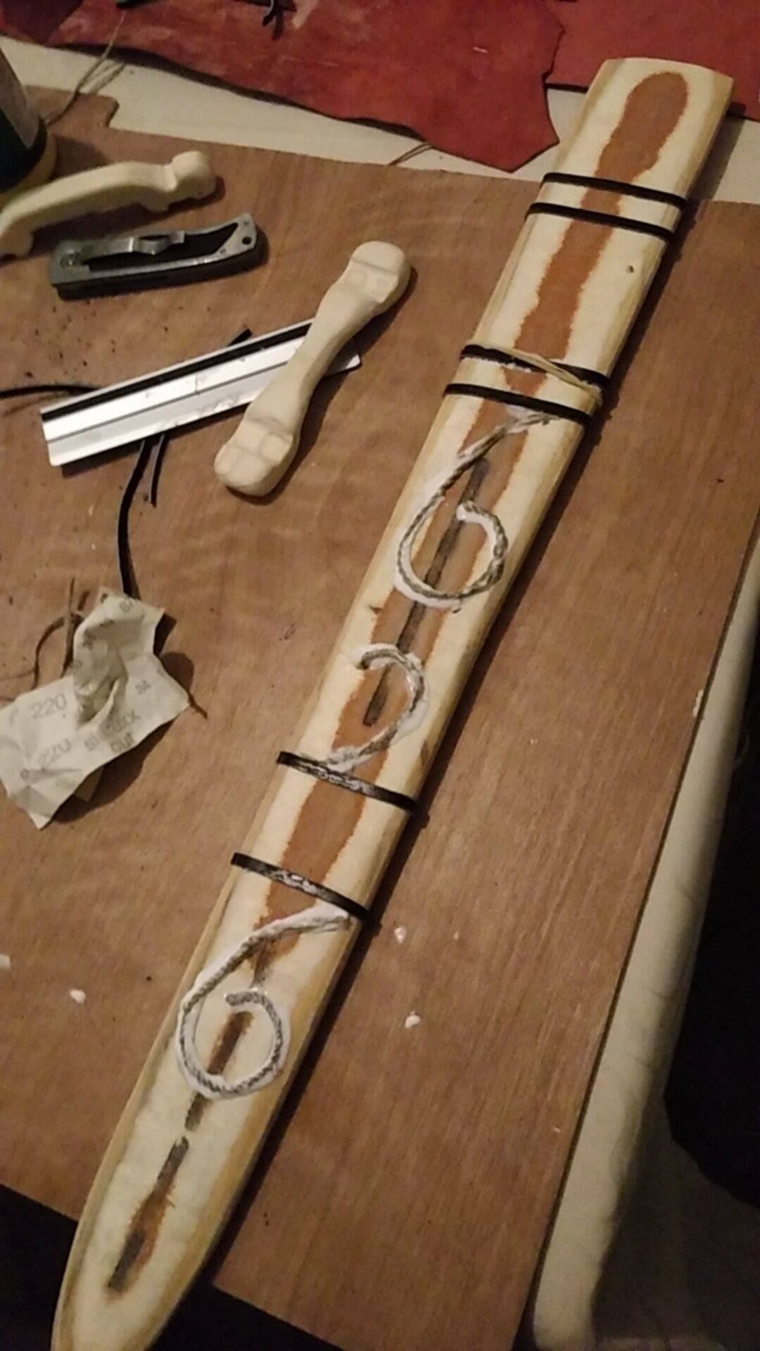 Viking Sword Scabbard - DIY : 12 Steps - Instructables
