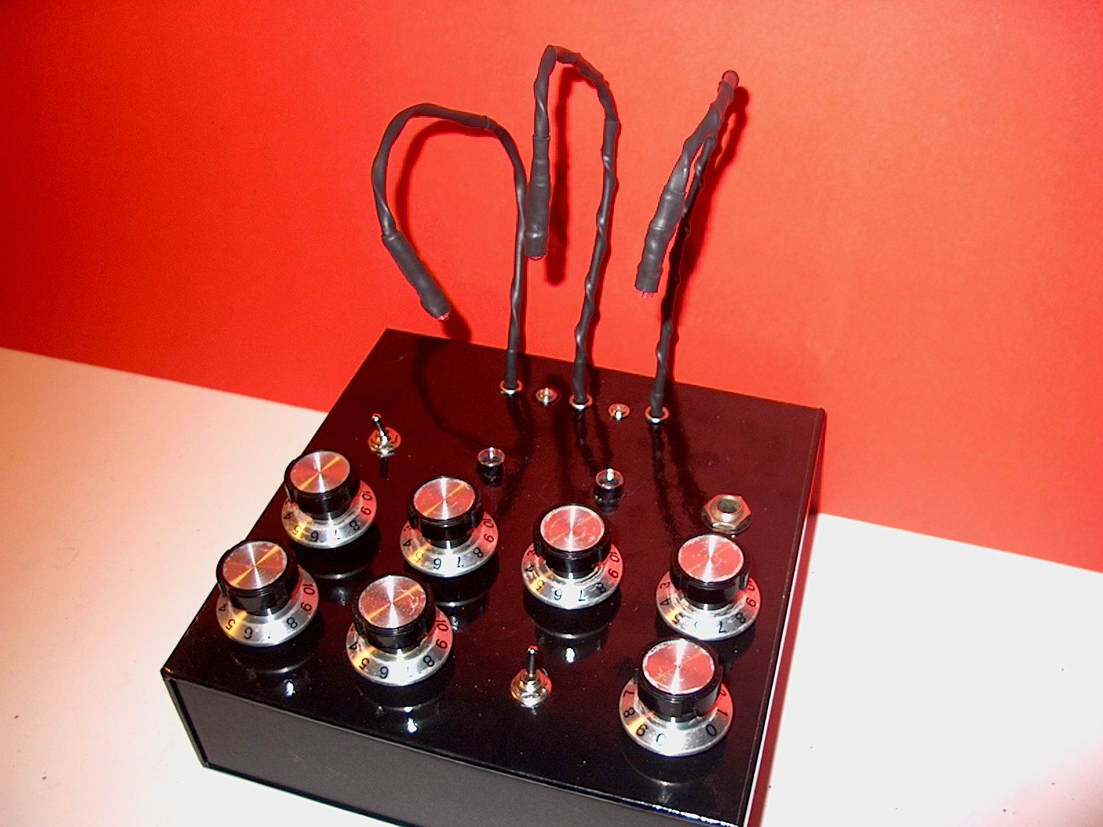 Building the Blinquencer- a Light Controlled Random Music Box : 9 Steps ...