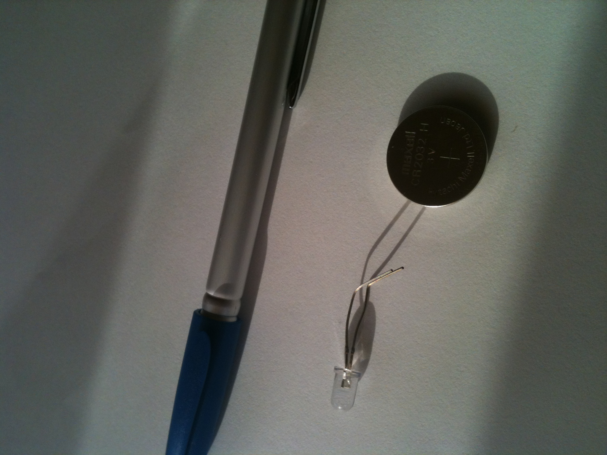 Pen Knife + Pen + Magnet +led Light Plugin (4 in 1) : 4 Steps ...