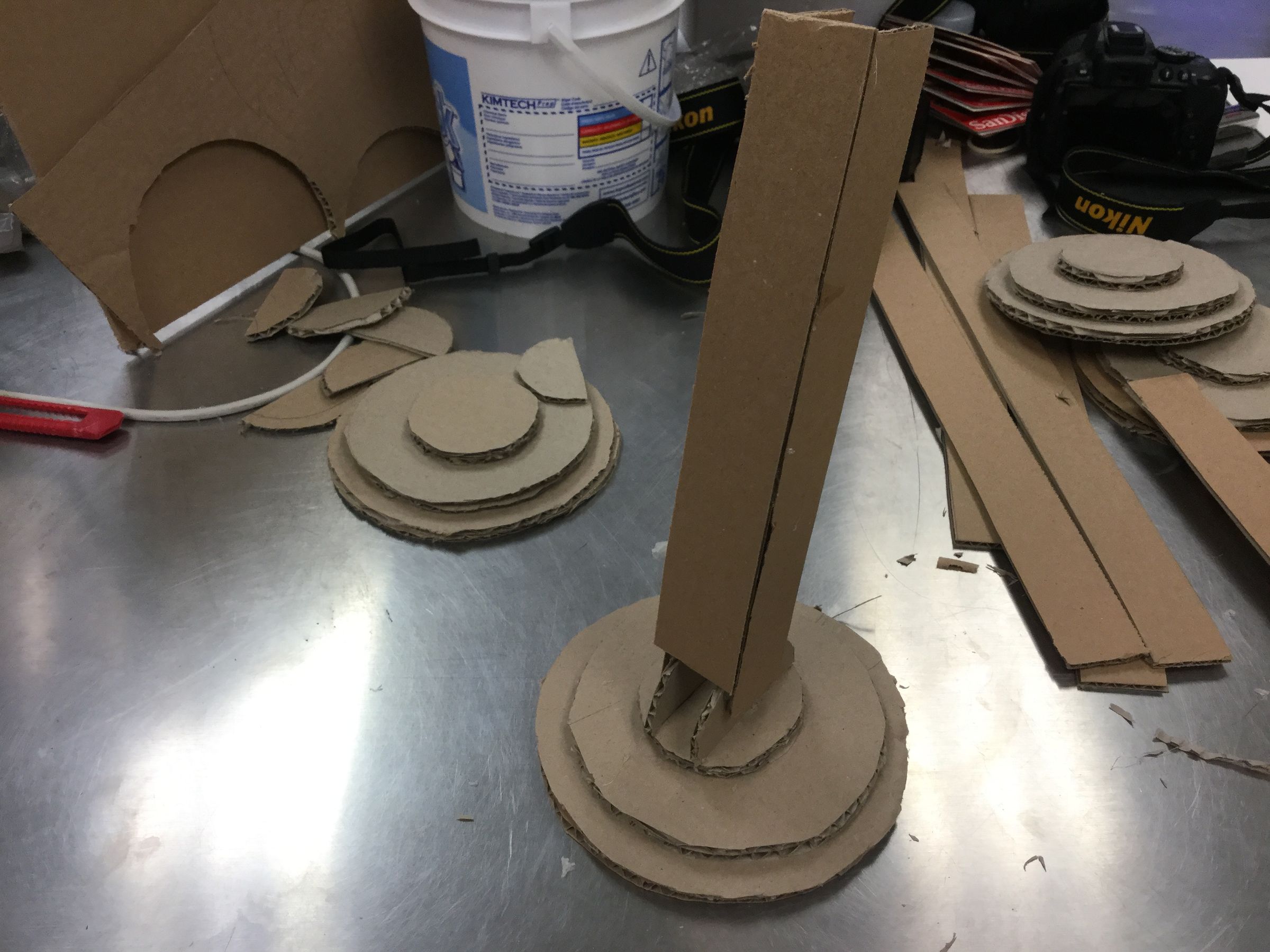 Cardboard AT-AT Walker Table : 9 Steps (with Pictures) - Instructables