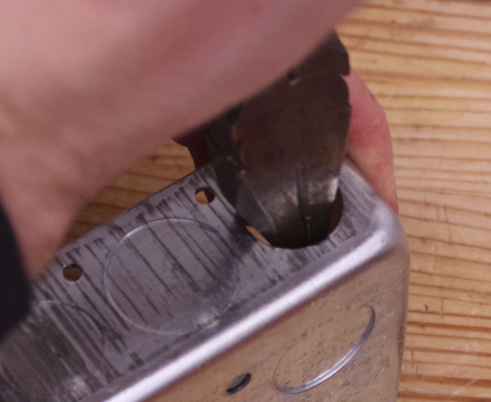 DIY Portable Switched Power Outlet With Extension Cord : 8 Steps (with ...