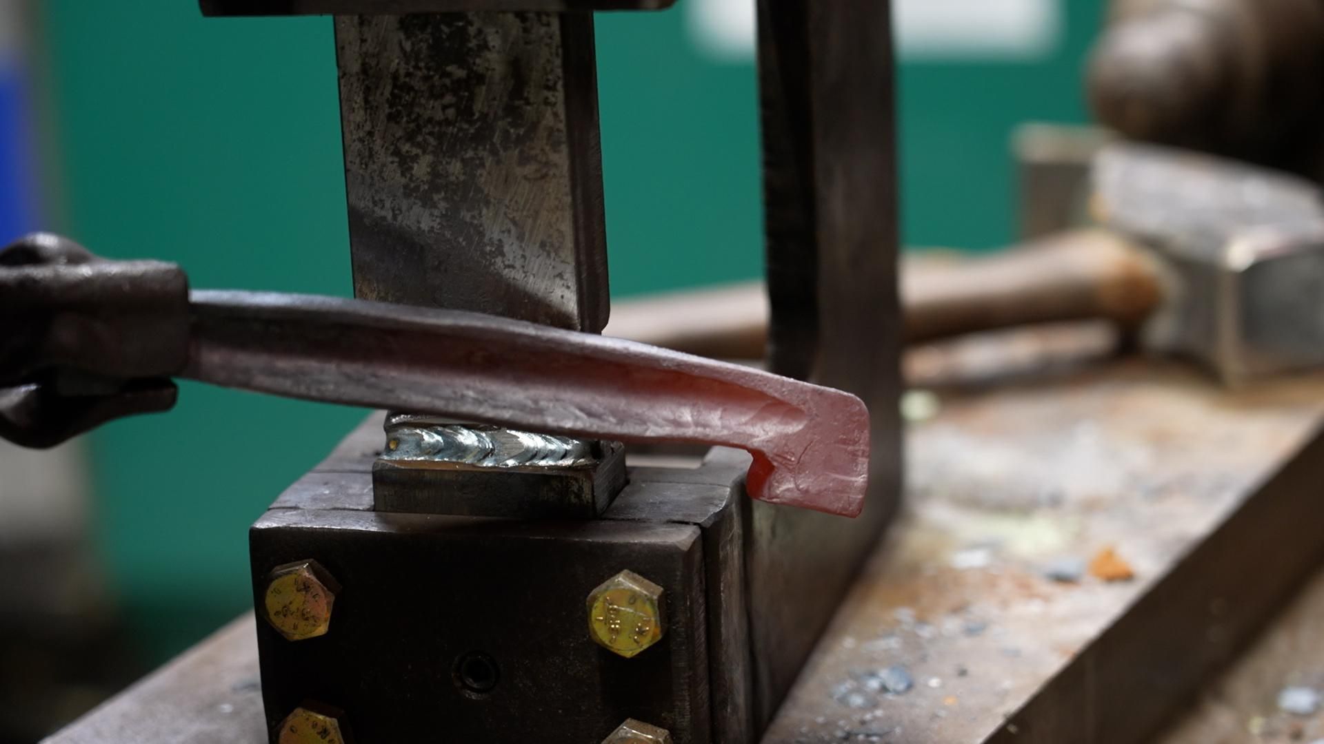 Making a C-Clamp From a Railroad Spike : 13 Steps (with Pictures ...