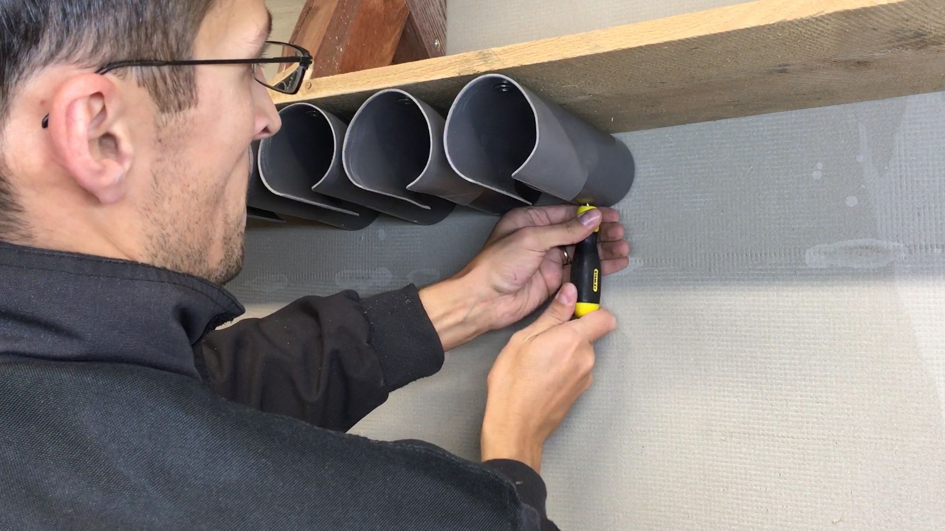How to Make Cordless Driver Holder From PVC Pipe : 5 Steps (with ...