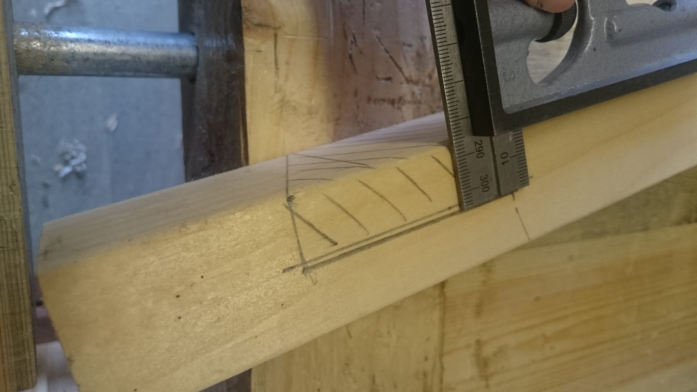 Log Holder for Hand Sawing : 5 Steps (with Pictures) - Instructables