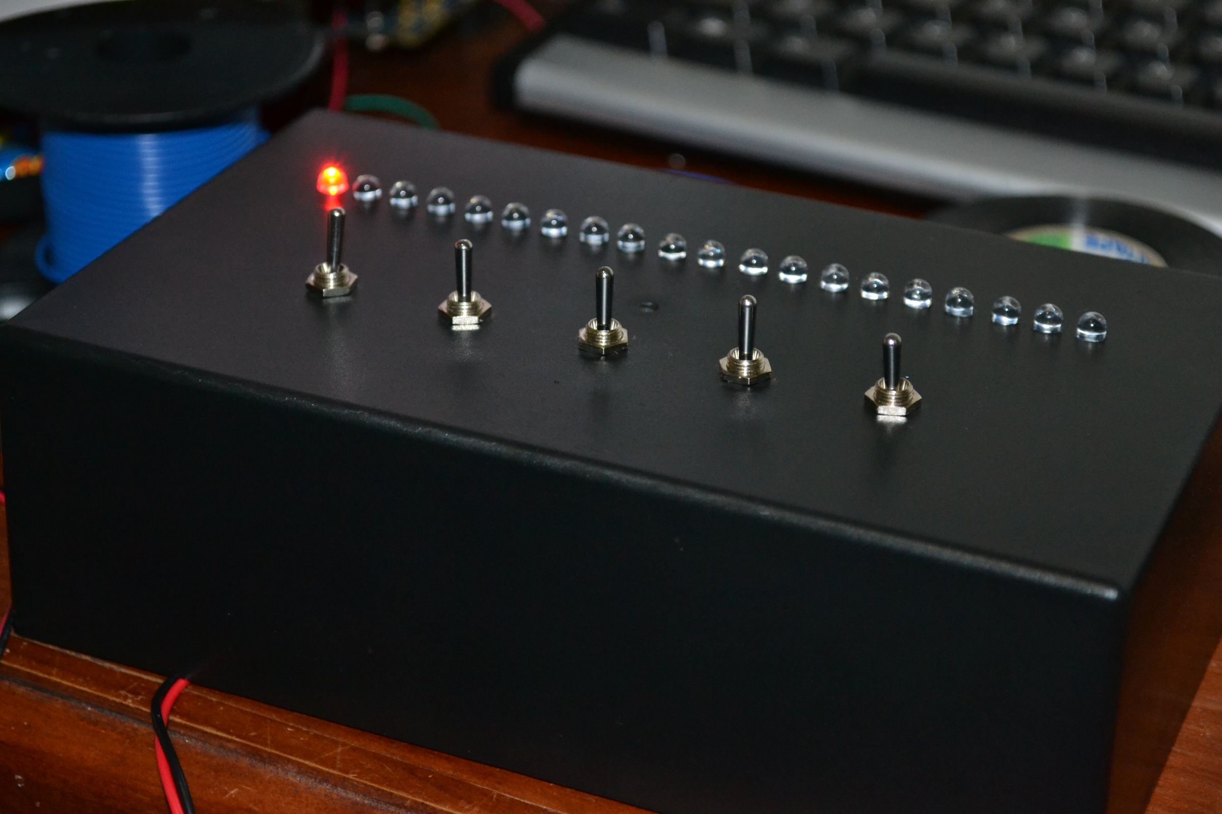Charlieplexing LEDs- the Theory : 7 Steps (with Pictures) - Instructables