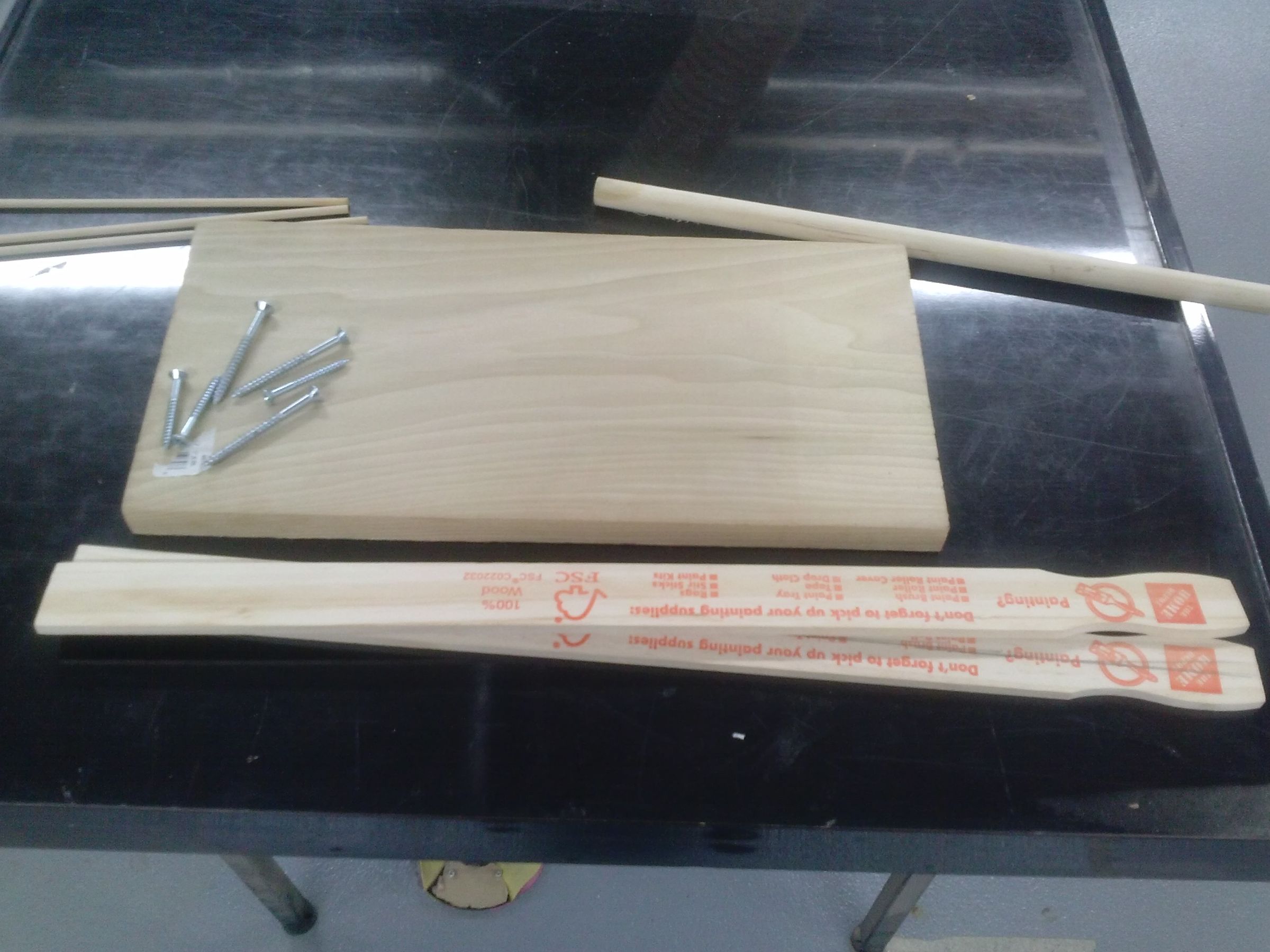 PAINT STICK YARN RACK : 8 Steps (with Pictures) - Instructables