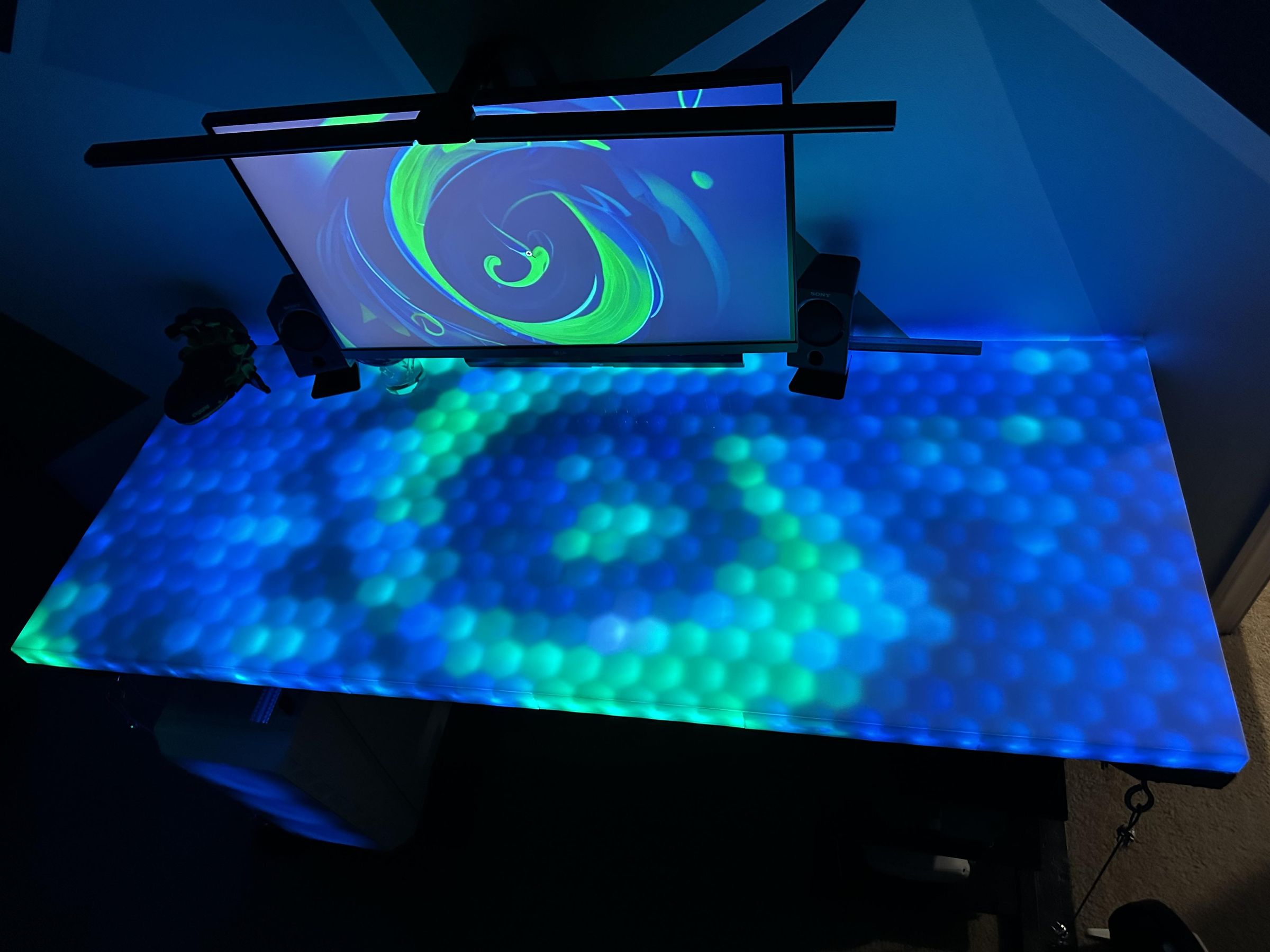 LED Desk Surface Matrix (No Coding) : 9 Steps (with Pictures ...