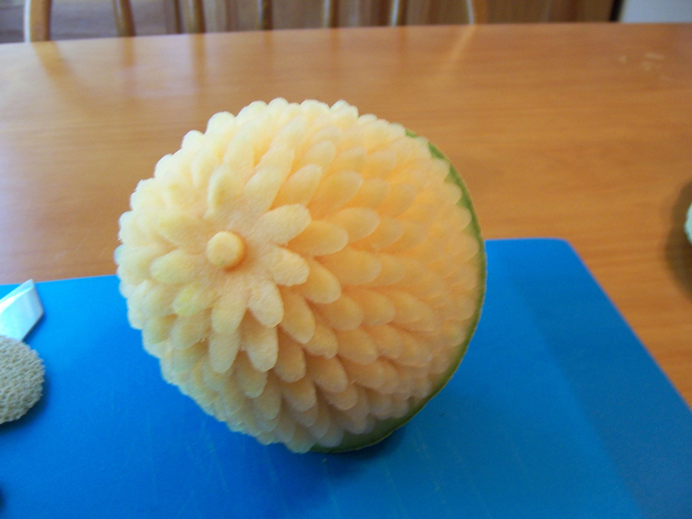 Simple Melon Carving : 12 Steps (with Pictures) - Instructables