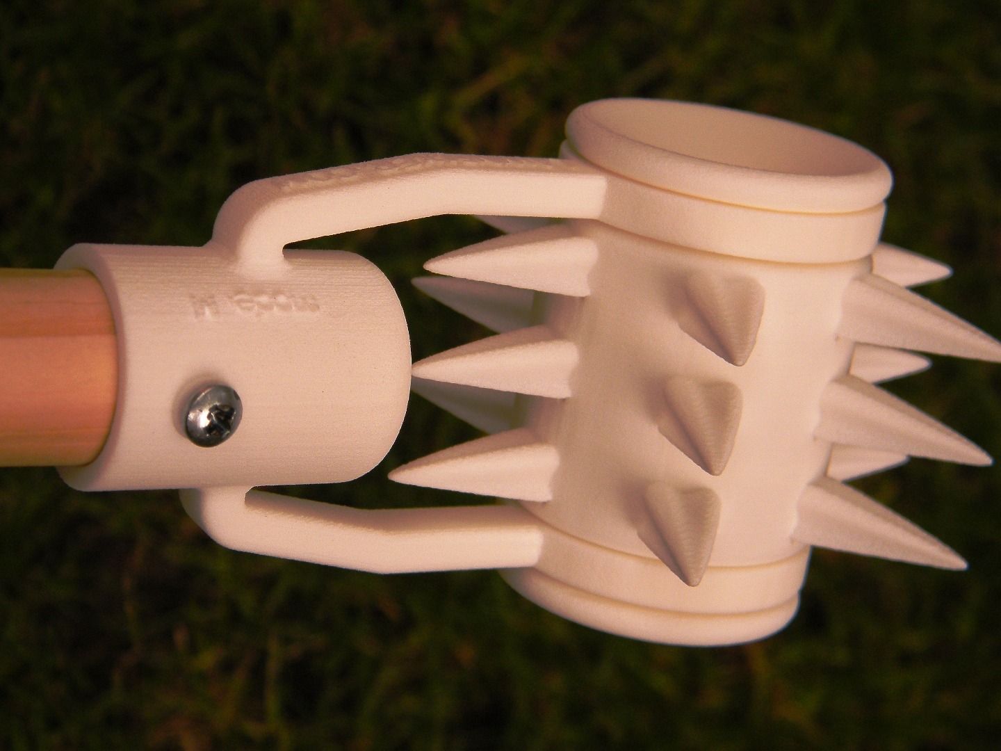 Lawnfixer, a 3D Printed Gardening Tool for Lawn Care (with Pictures ...